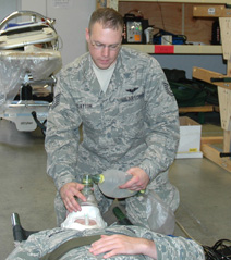 Reservist from 446th AES wins award > 446th Airlift Wing > News