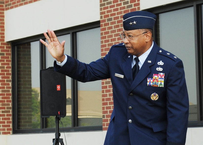 735th Supply Chain Management Group unveils new facility > Joint Base ...