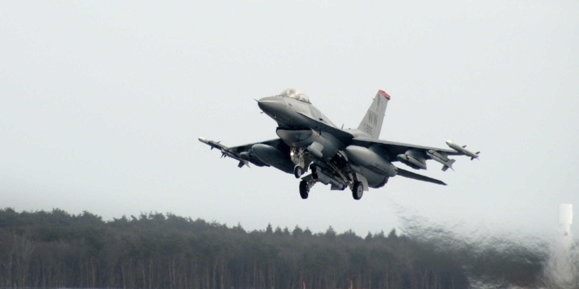 Misawa's 13th Fighter Squadron deploys to Korea