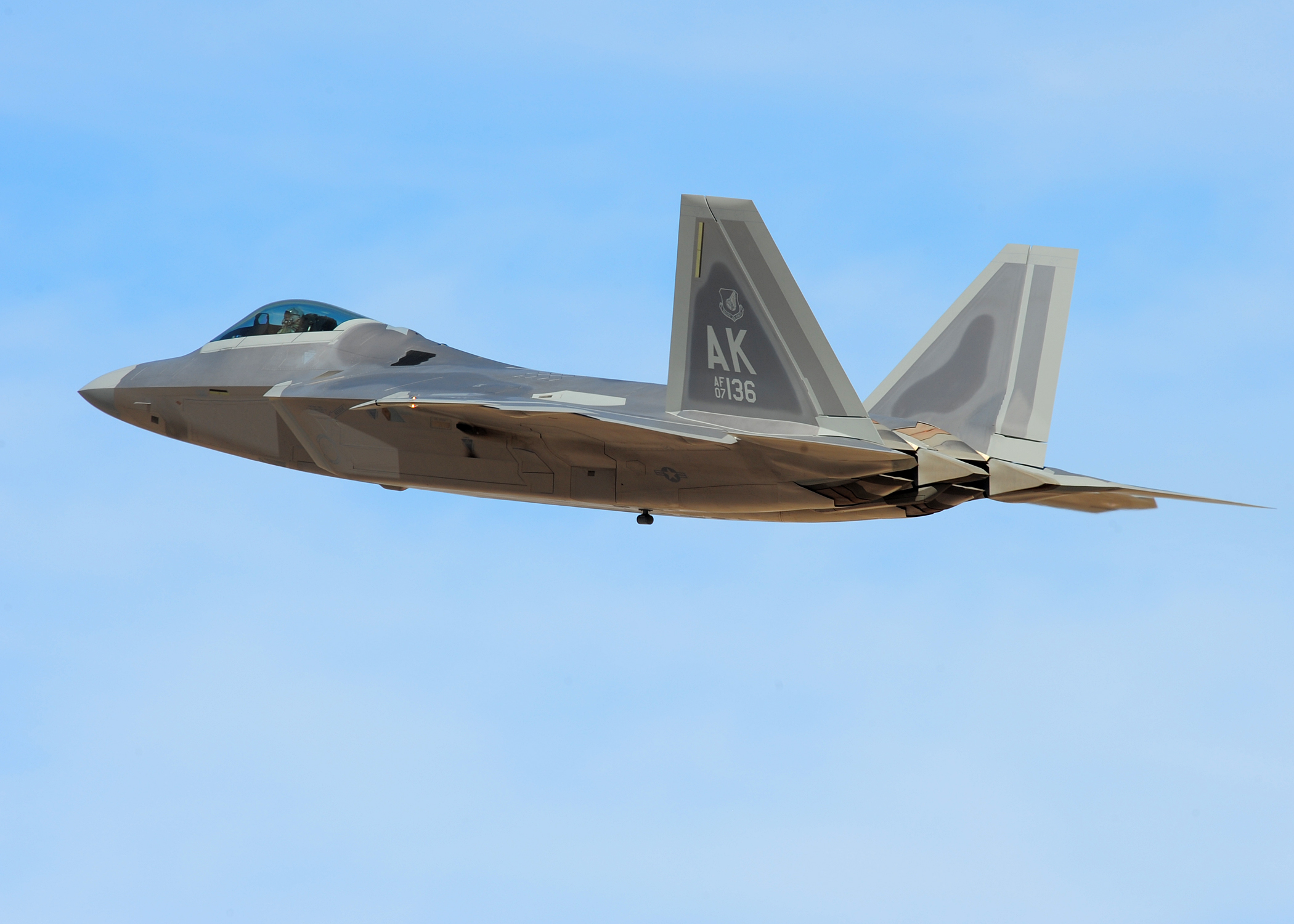 AK F-22 A Raptor departure
