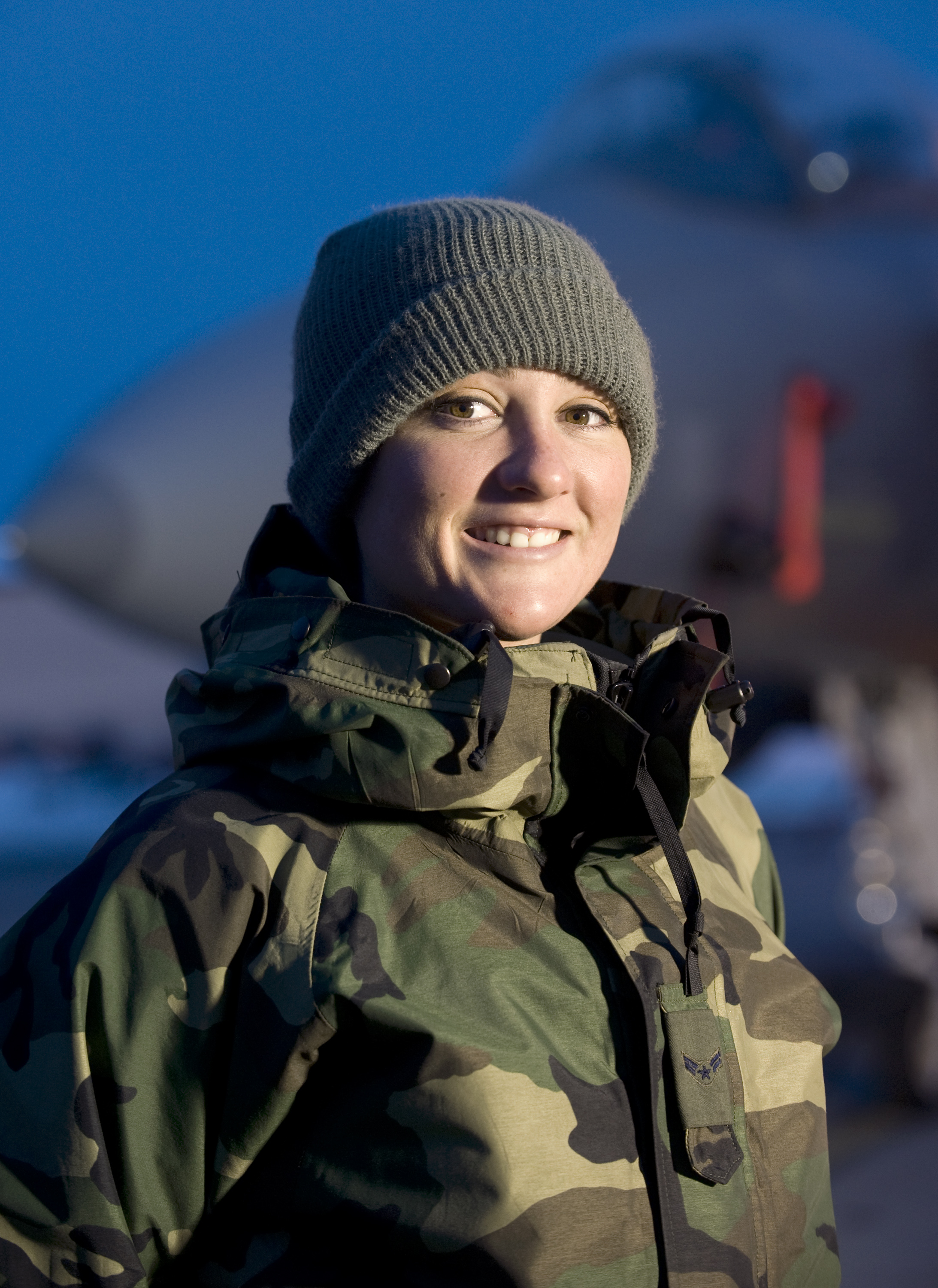 Crew chief to entertain thousands worldwide > Joint Base Elmendorf ...