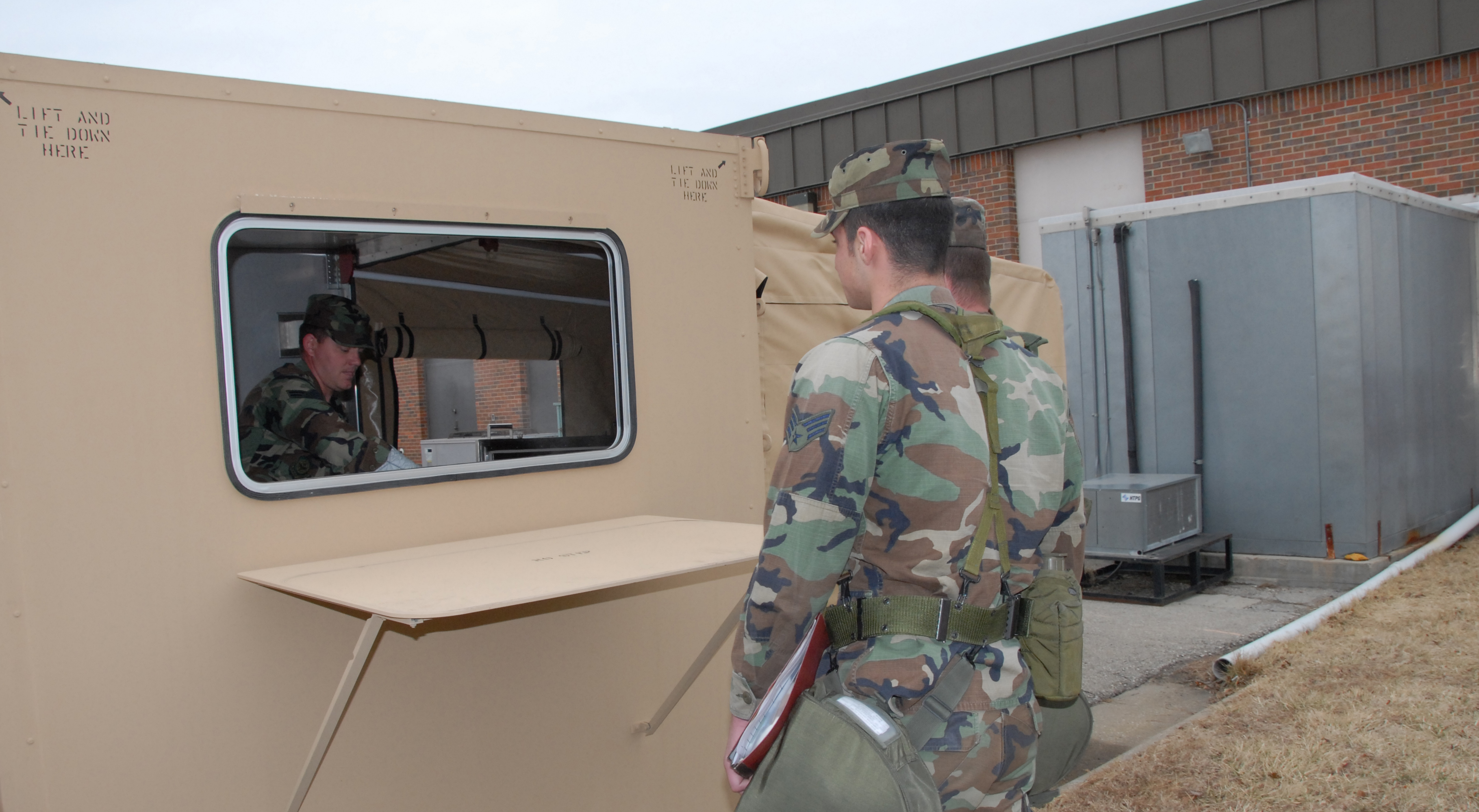 Coyotes get a taste of deployment > 190th Air Refueling Wing > Article ...
