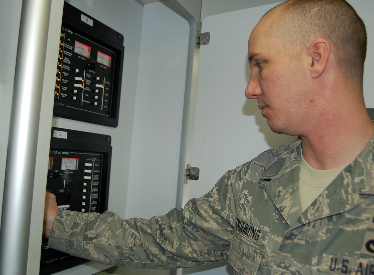 Mobile station prepares for emergency response > Peterson and Schriever ...