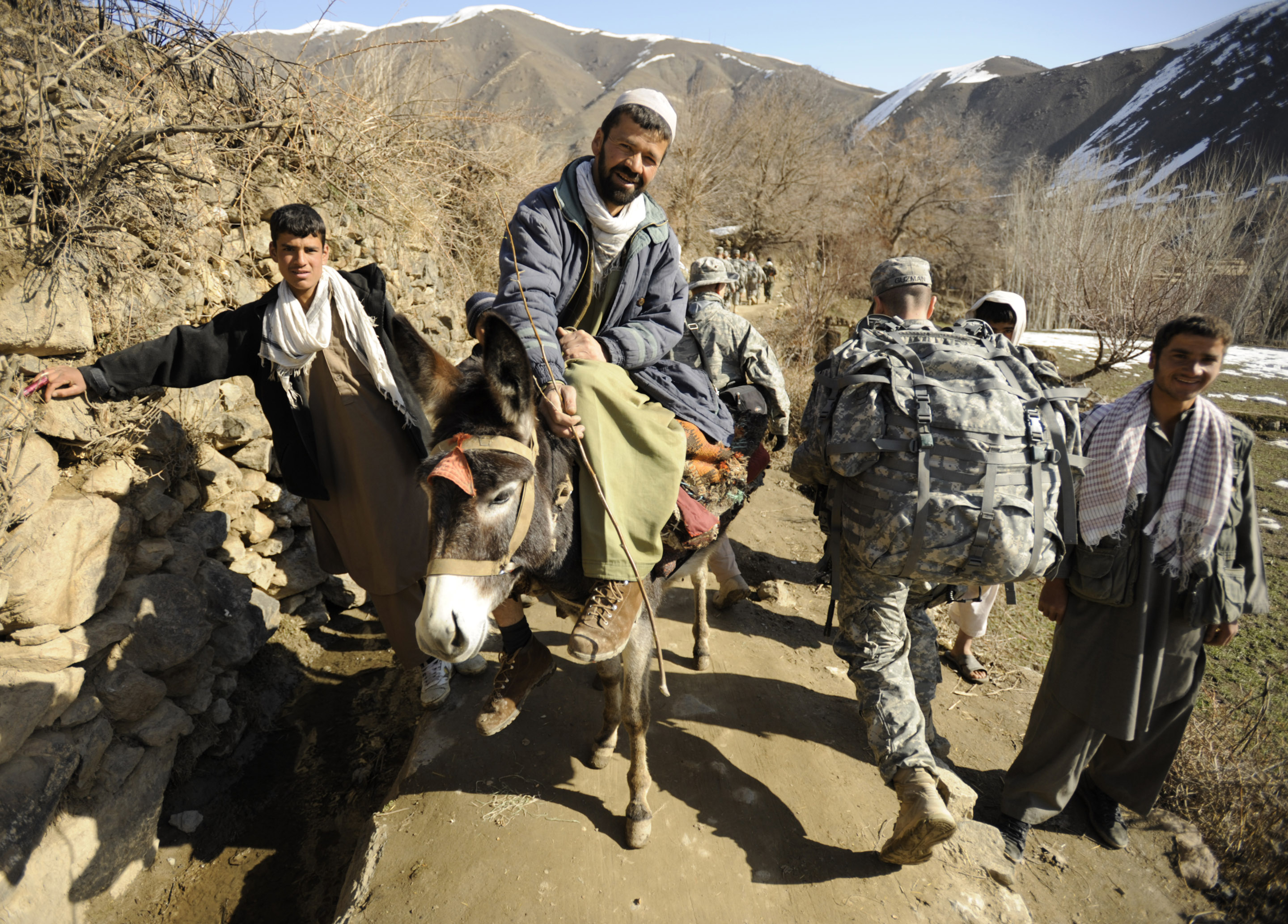 American servicemembers visit Afghan villagers > Air Force > Article ...