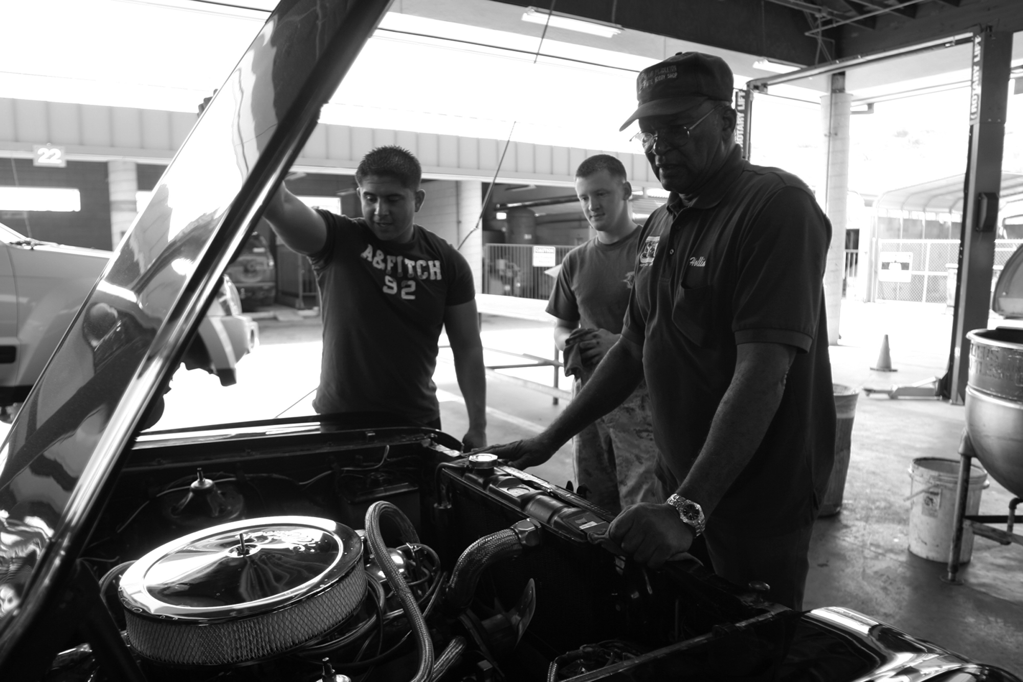 Former Marine brings passion of cars to community > Marine Corps Base ...