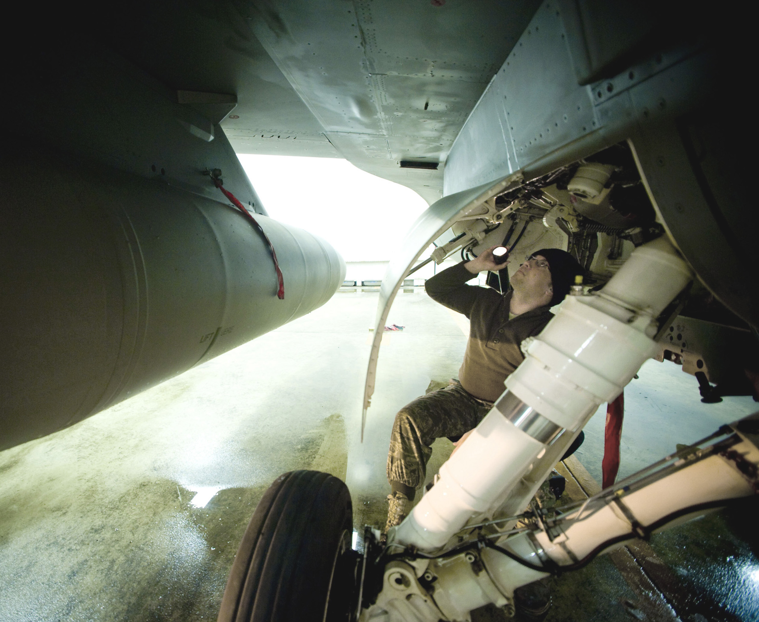 National Guard Airmen augment Misawa maintenance > Air Force > Article ...