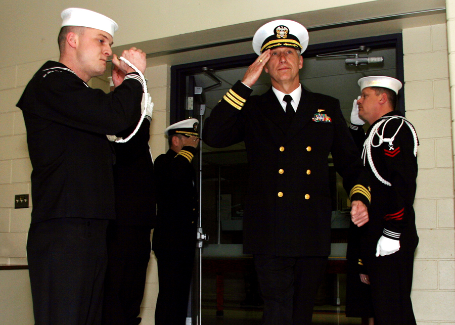 Navy commander retires after 34 years of service > McConnell Air Force ...