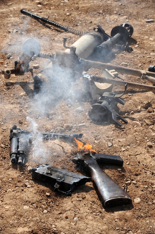 Airmen destroy Iraqi weapons for base security > U.S. Air Force ...