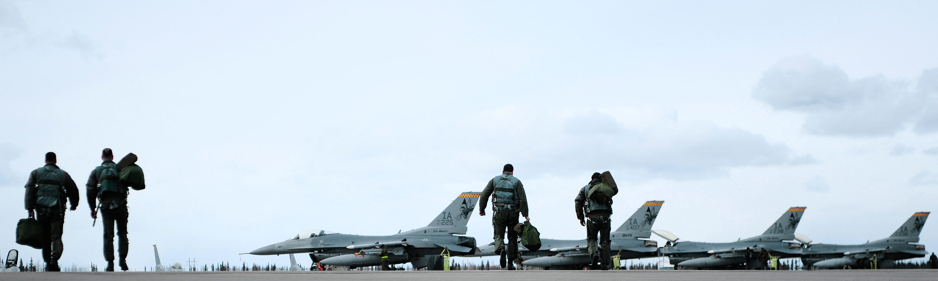Red Flag-Alaska pilots train to fly, fight, win > Air Force > Article ...