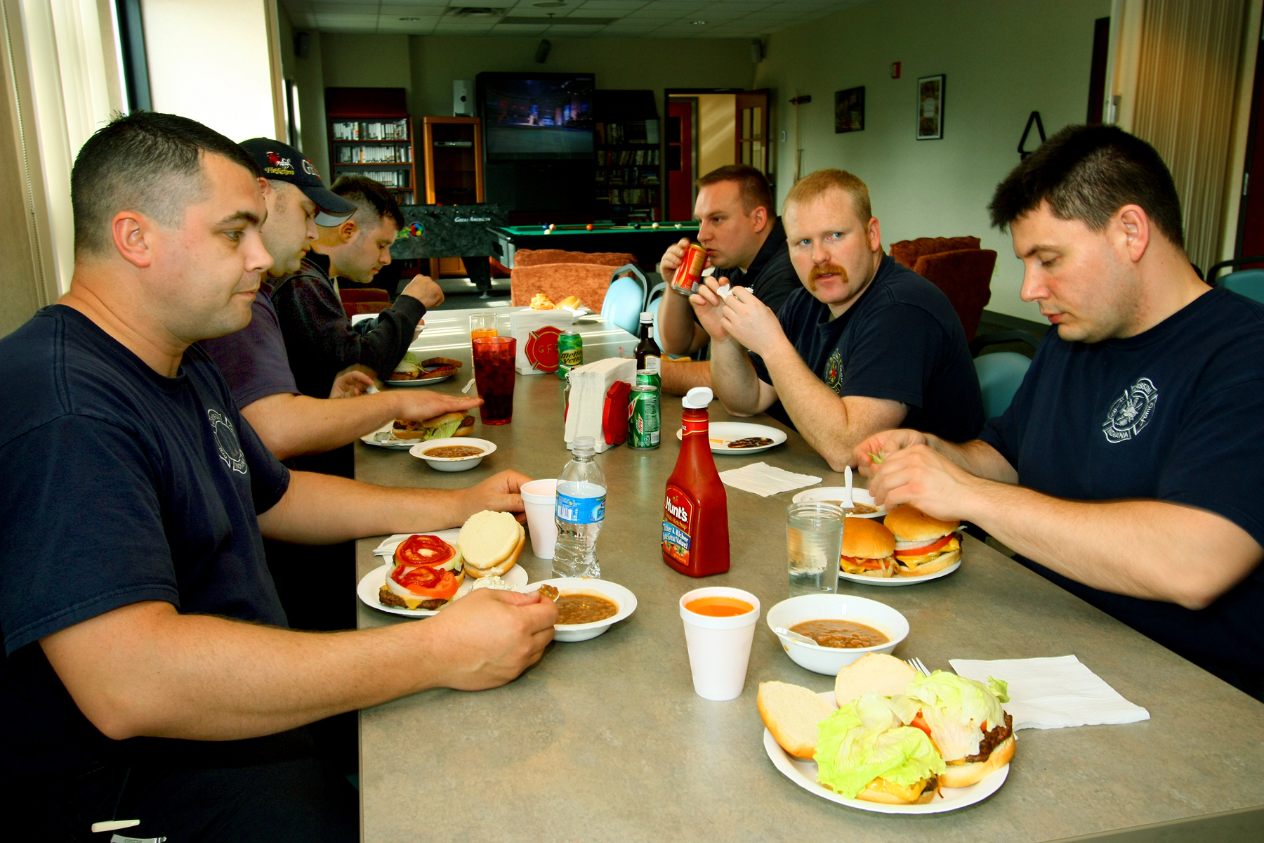 Firehouse dining > Grissom Air Reserve Base > Article Display