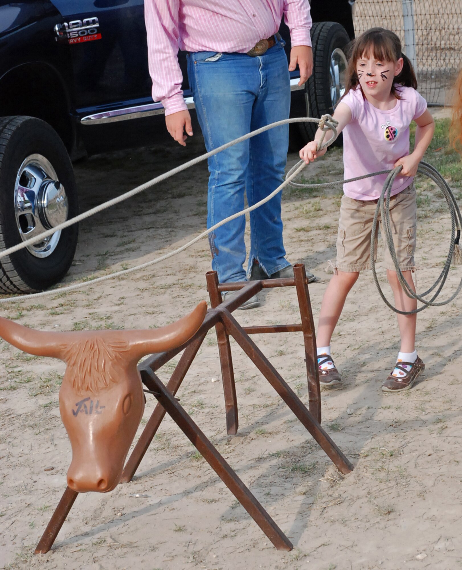 Laughlin members volunteer for bullriding event > Laughlin Air Force ...