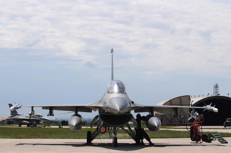 Aviano F-16 reaches major aerial milestone > Aviano Air Base > News Display
