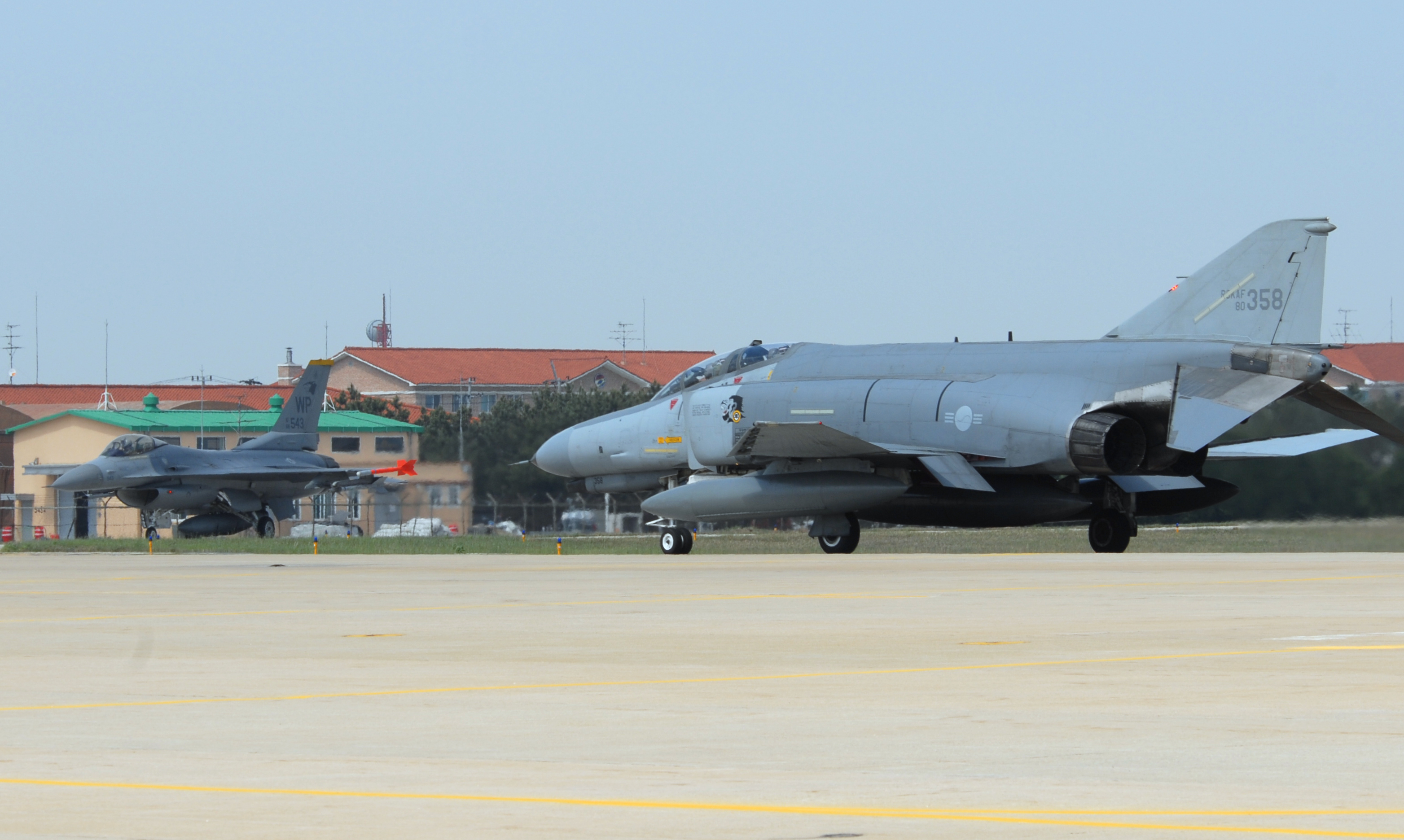 USAF, ROKAF put MAX THUNDER 09-01 into full swing > Kunsan Air Base ...