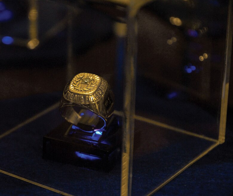 Enlisted Heritage Hall receives Airey's CMSAF ring > U.S. Air Force ...