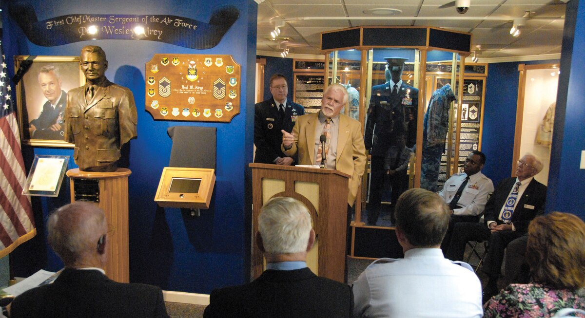 Enlisted Heritage Hall receives Airey's CMSAF ring > Air Force ...