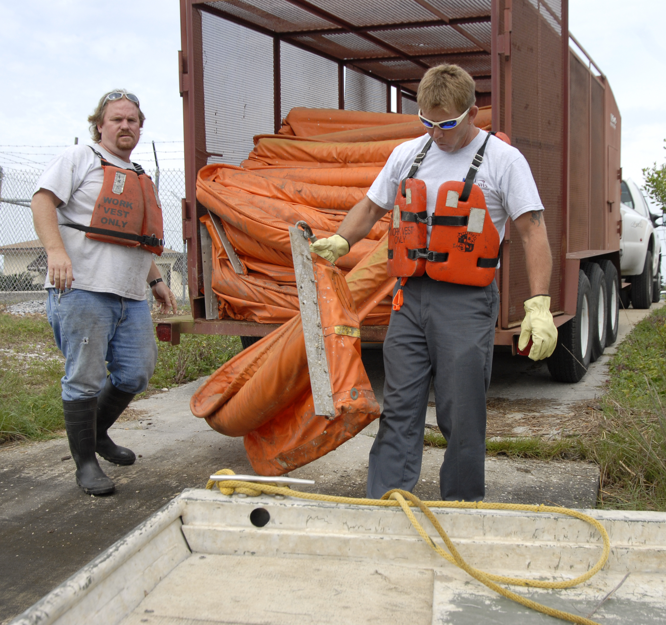 Exercise simulates containment procedures > Tyndall Air Force Base ...