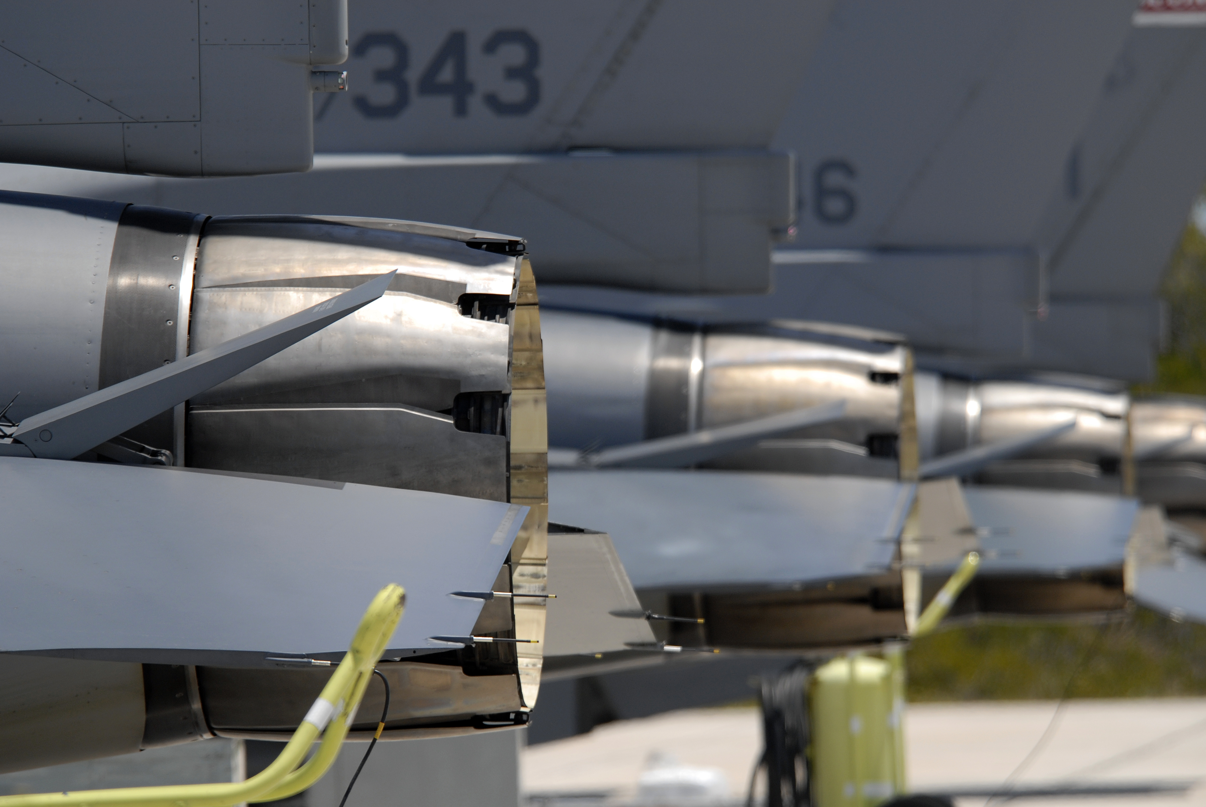 Air Force, Navy combine for air combat skills training > 115th Fighter ...