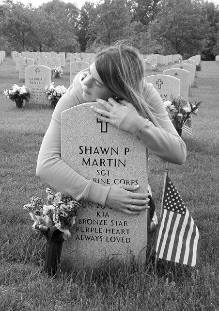 Unifying the next generation of military widows > United States Marine ...