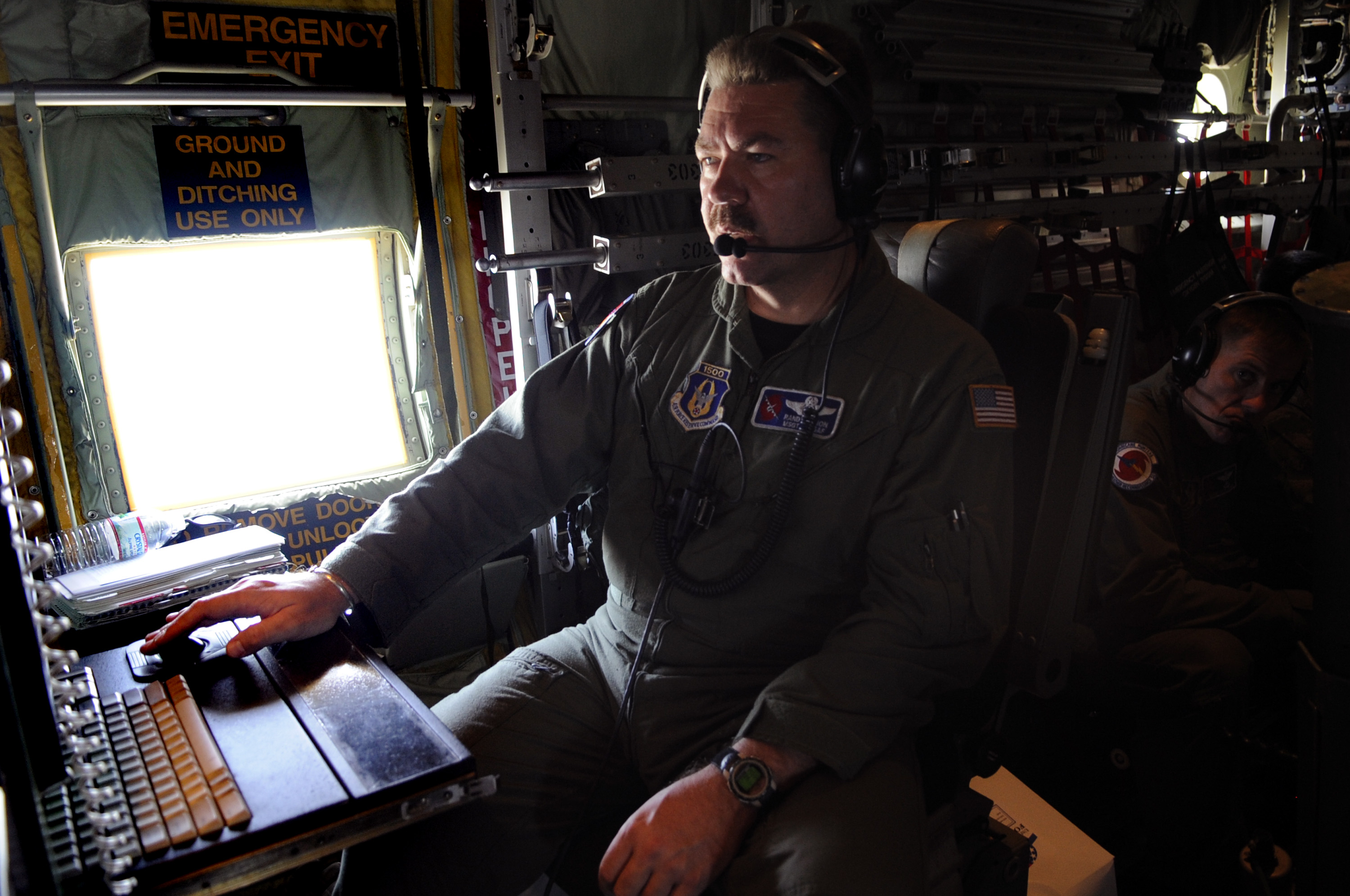 Keesler officials open gates to military bloggers > Air Force > Article ...