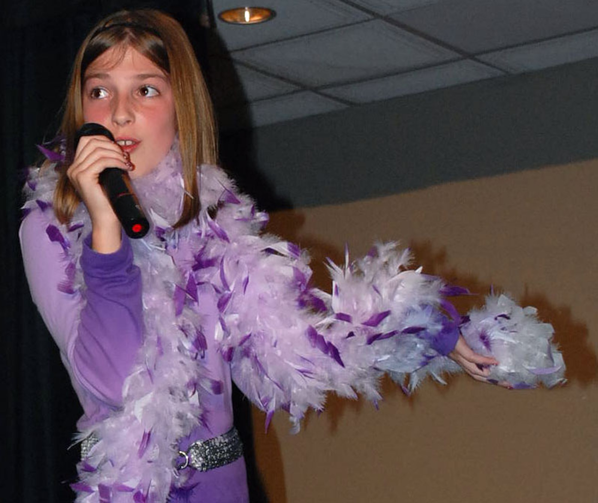 Upcoming stars steal the stage at Laughlin Idol > Laughlin Air Force ...