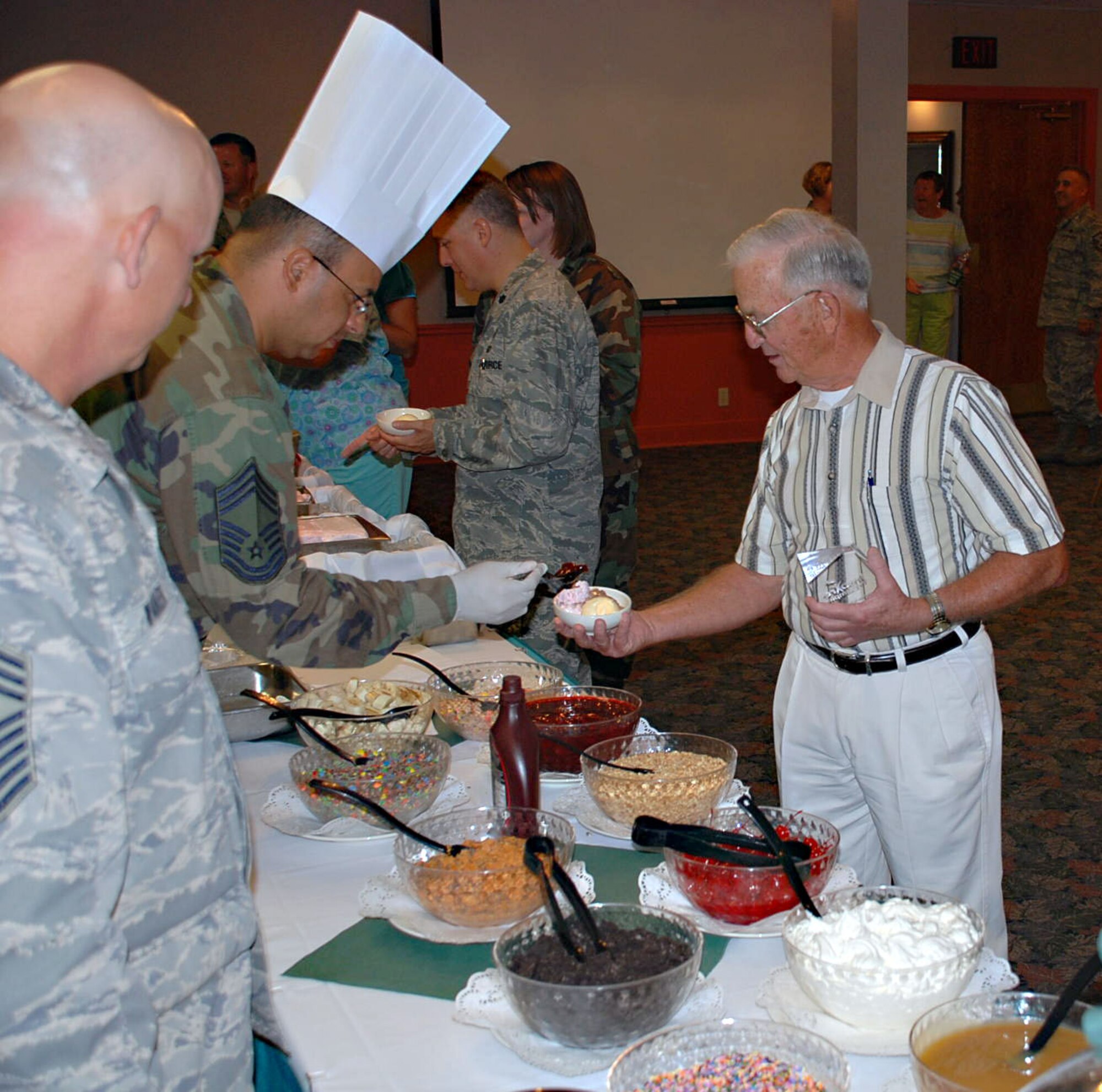 Laughlin honors volunteers > Laughlin Air Force Base > News