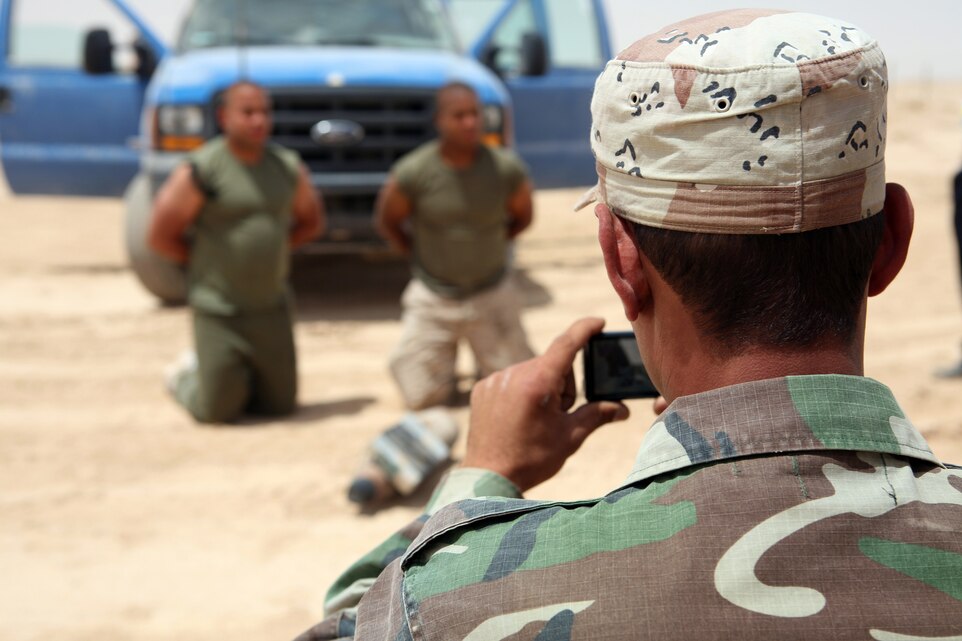 Iraqi police, Army graduate from first combined ISF TSE course > United ...
