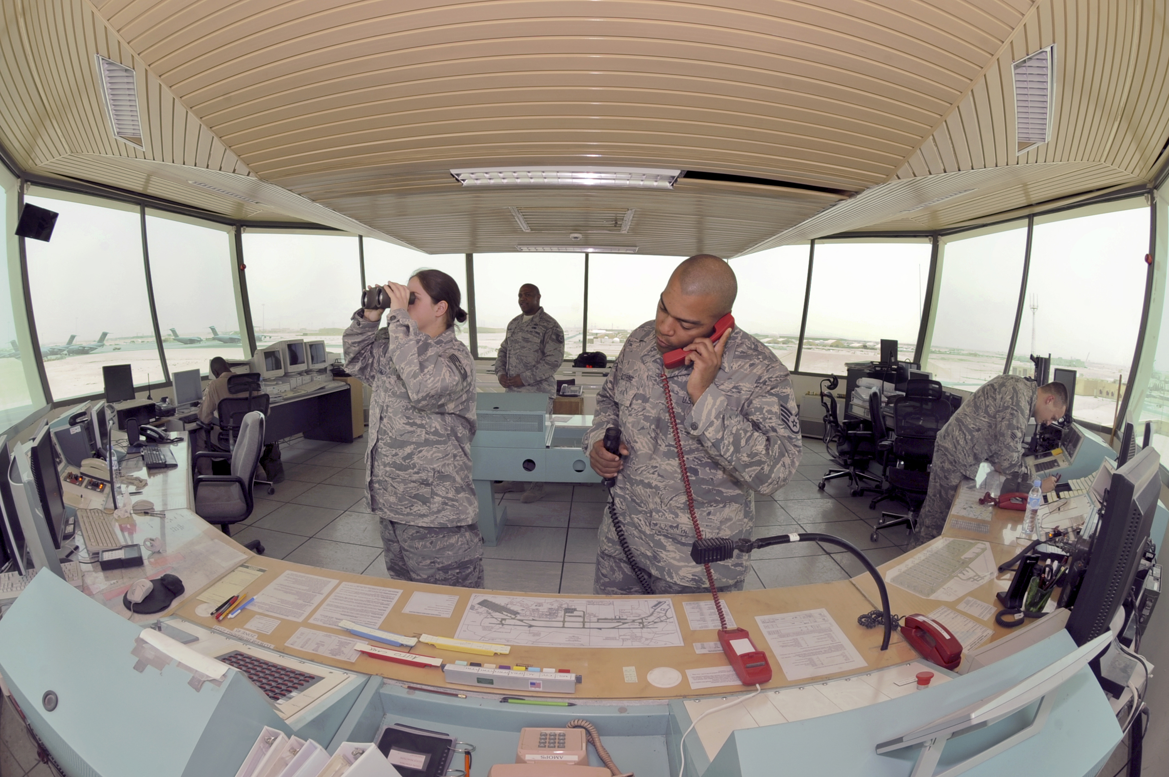 Controllers keep aircraft moving > Air Force > Article Display