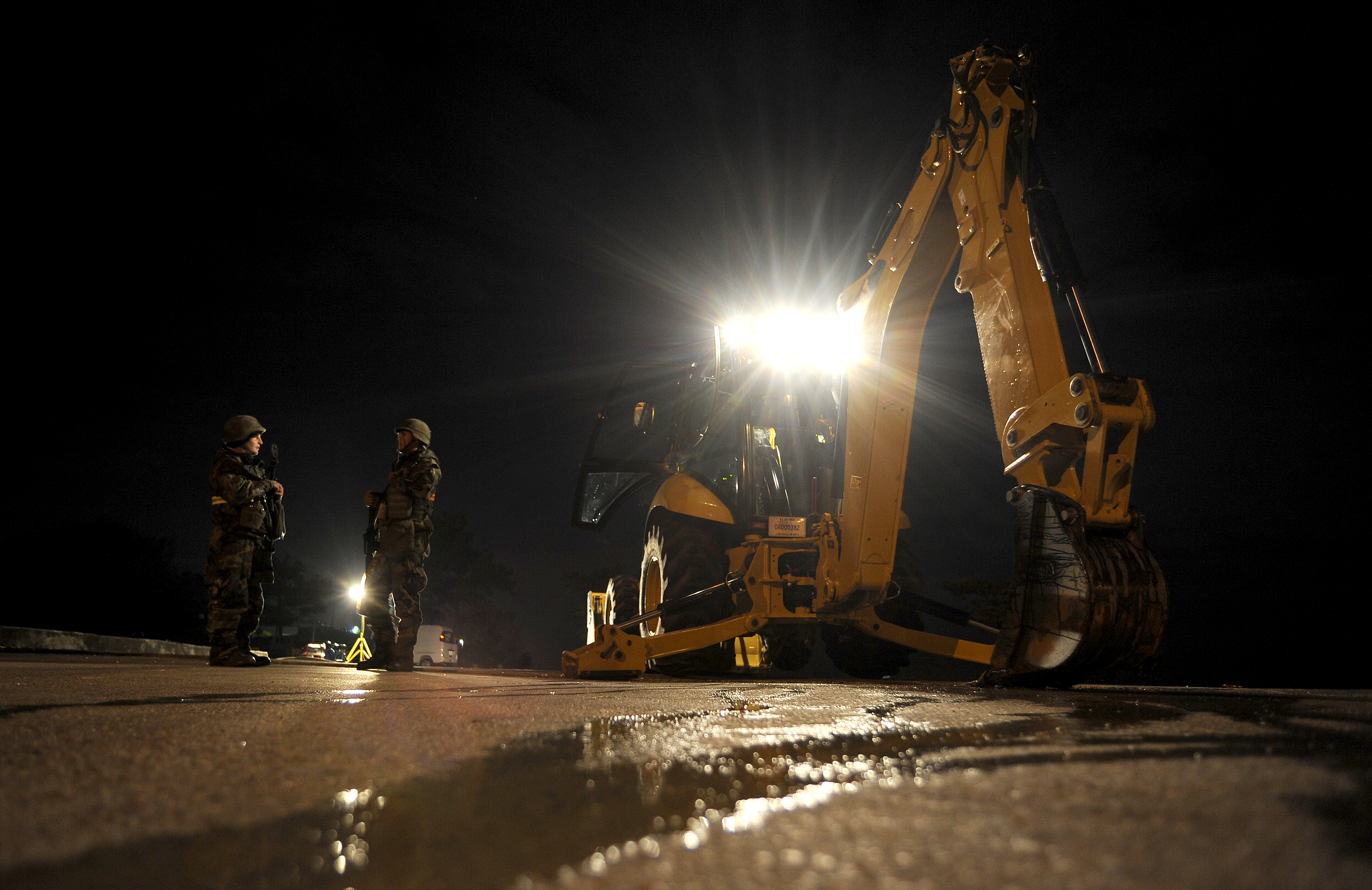 CES keeps Osan mission going > Osan Air Base > Article Display