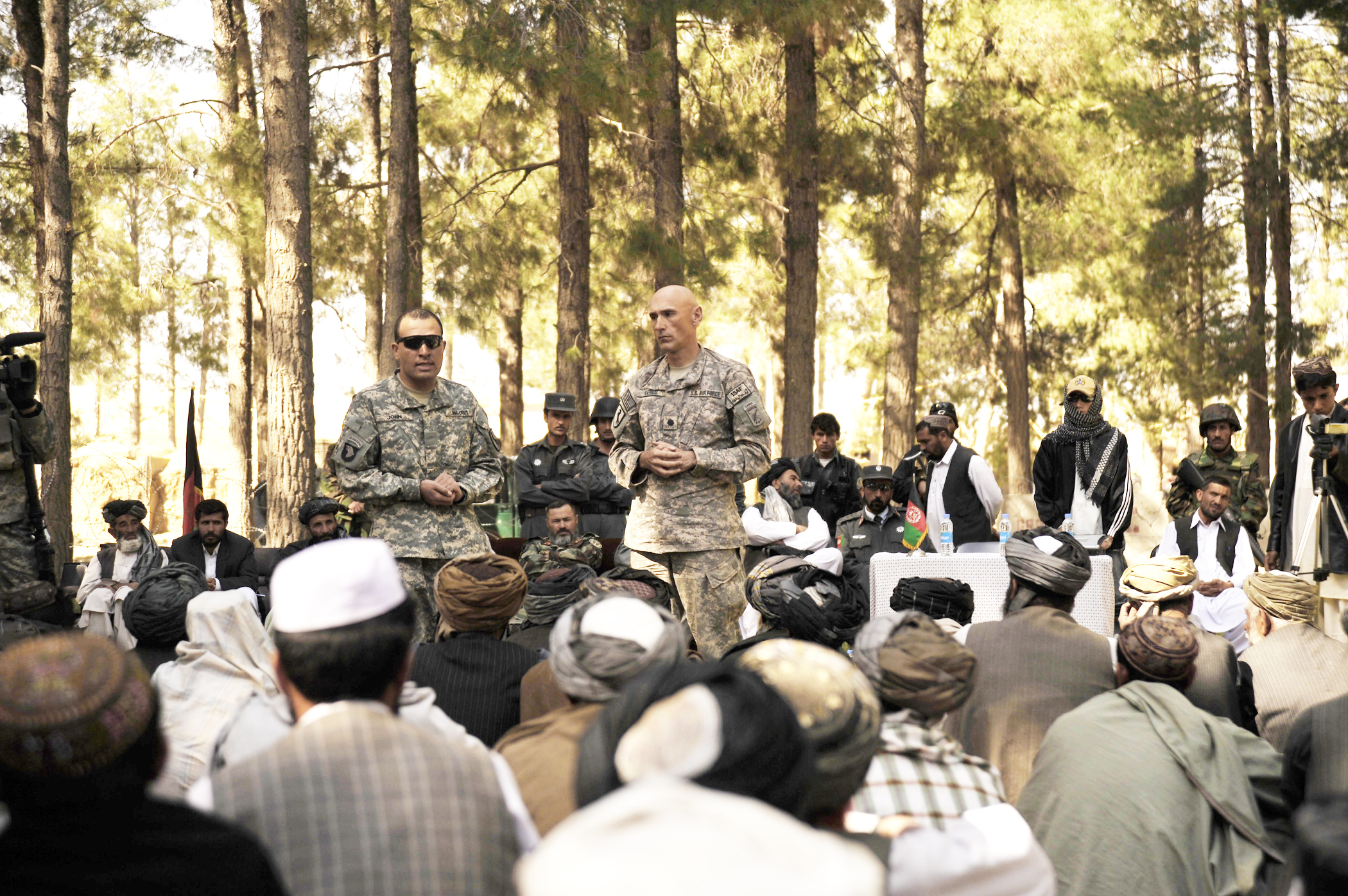 Airmen escort Afghan governor during visit > Air Force > Article Display