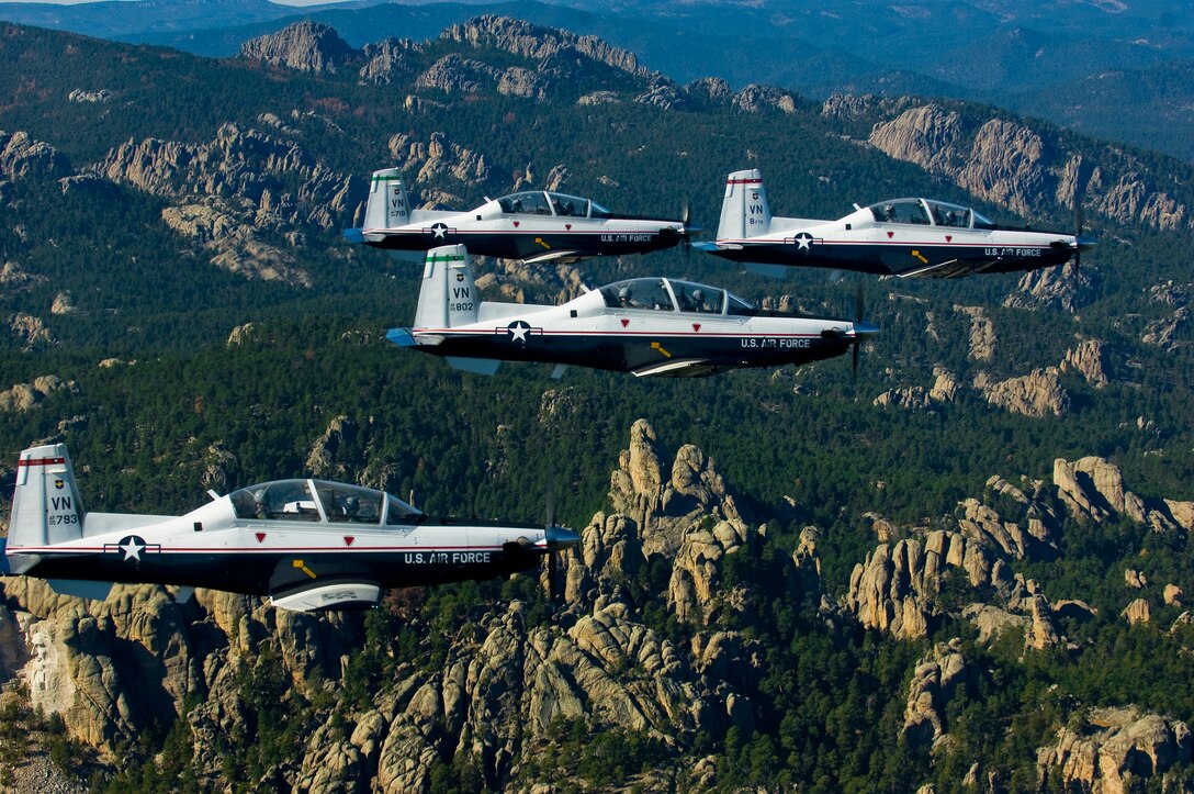 T-6A Texan II four-ship formation photo 6