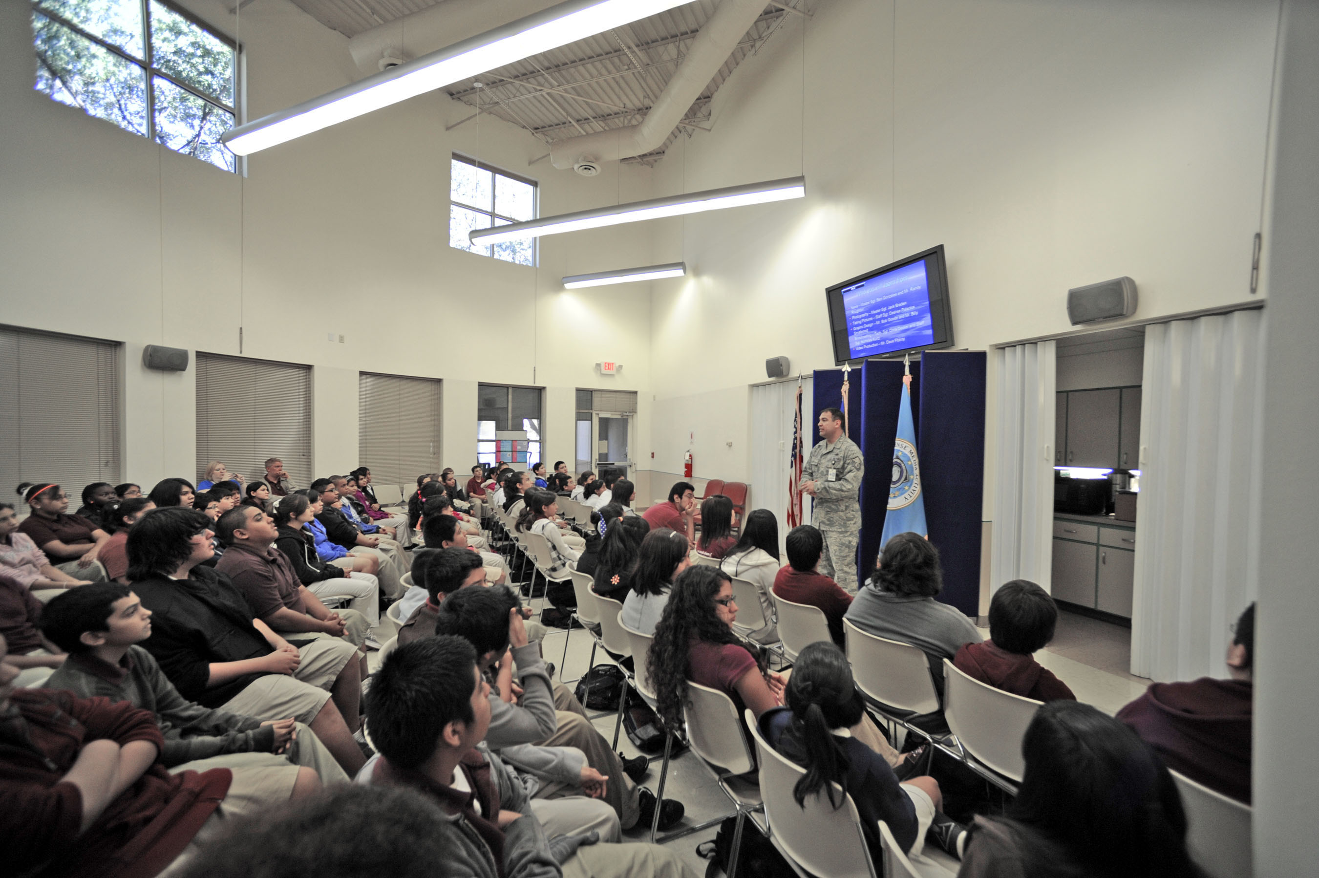 Airmen train future journalists > Air Force > Article Display
