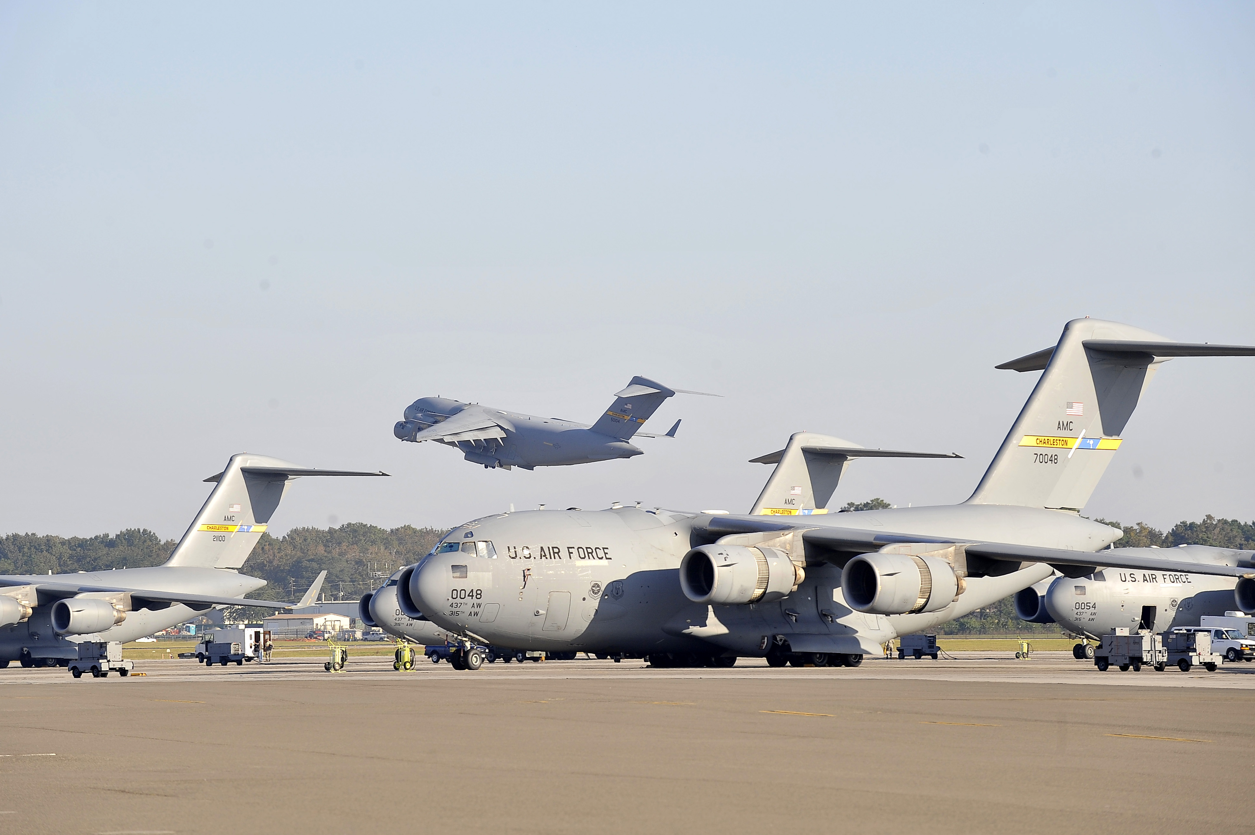 Airmen prepare for training missions > Air Mobility Command > Article ...