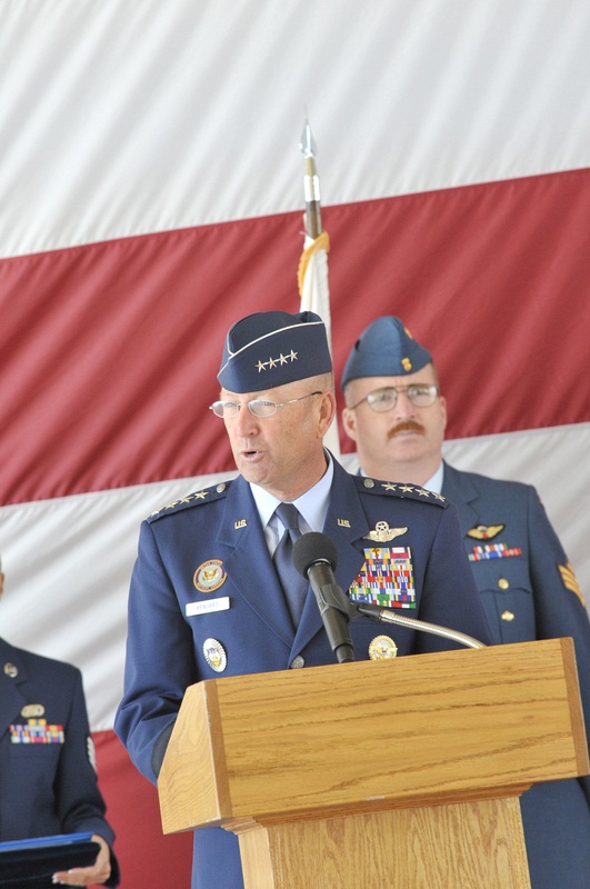 Dean takes over reins of First Air Force > Tyndall Air Force Base ...