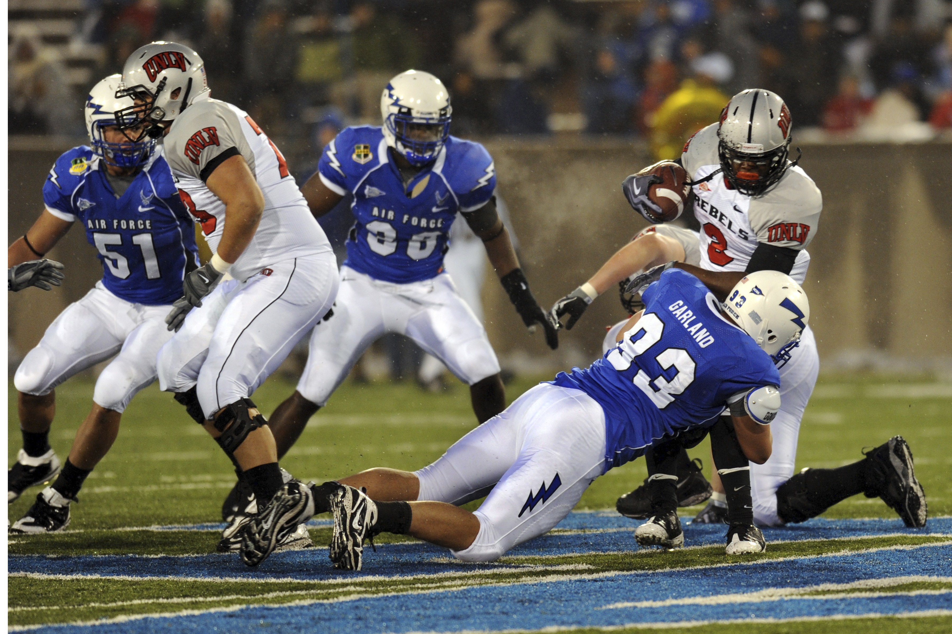 Football: Air Force triumphs in last 2009 home game, 45-17 > Air Force ...