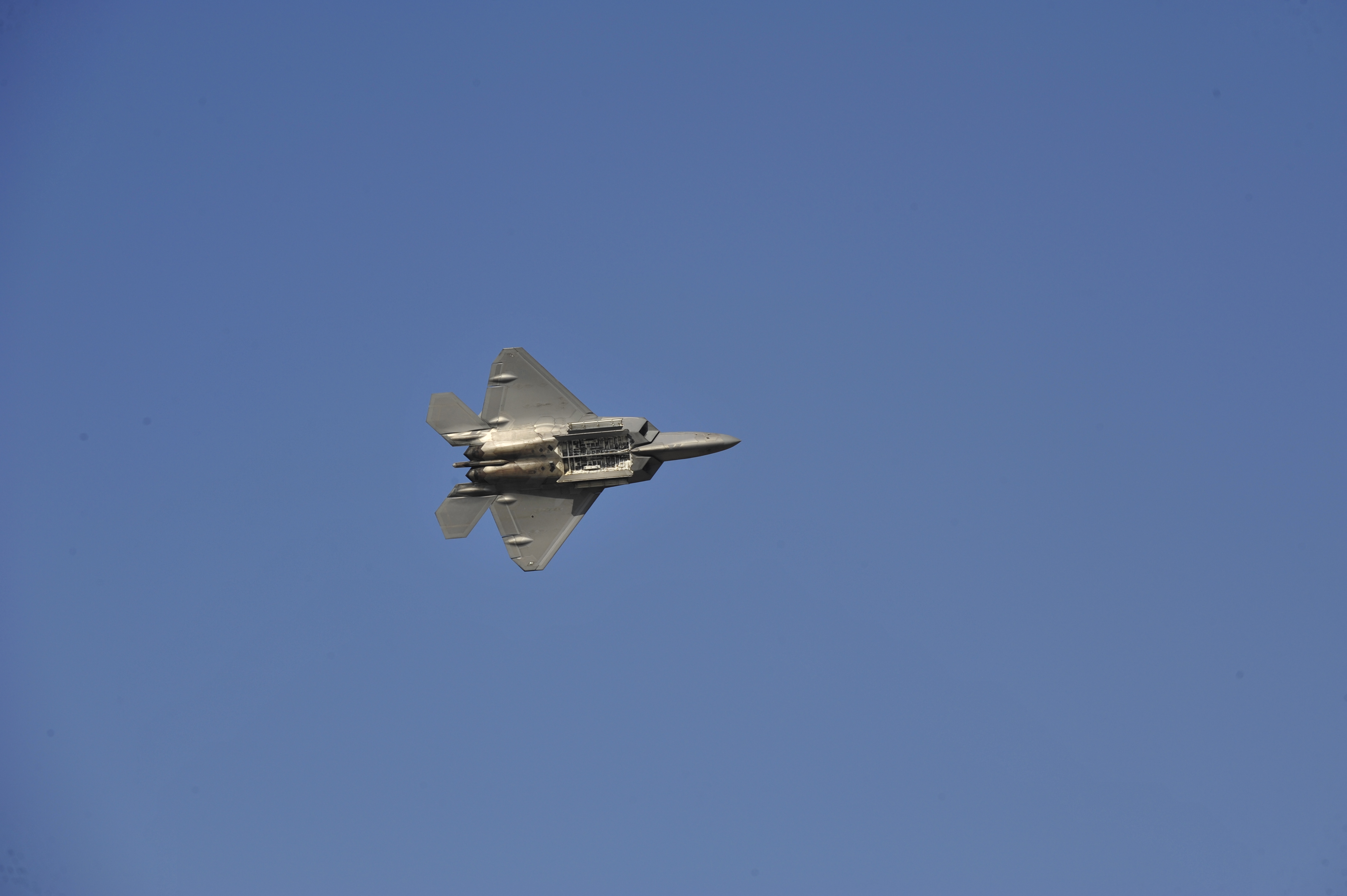 Photos: Dubai Air Show 2009 > Air Combat Command > News