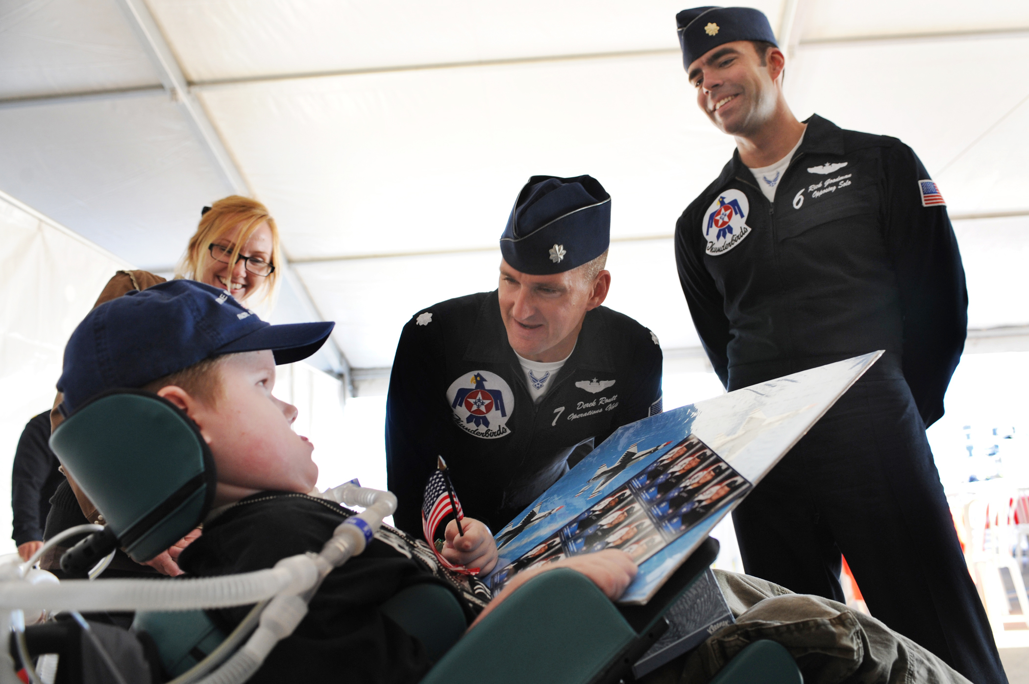 Thunderbirds close air show season