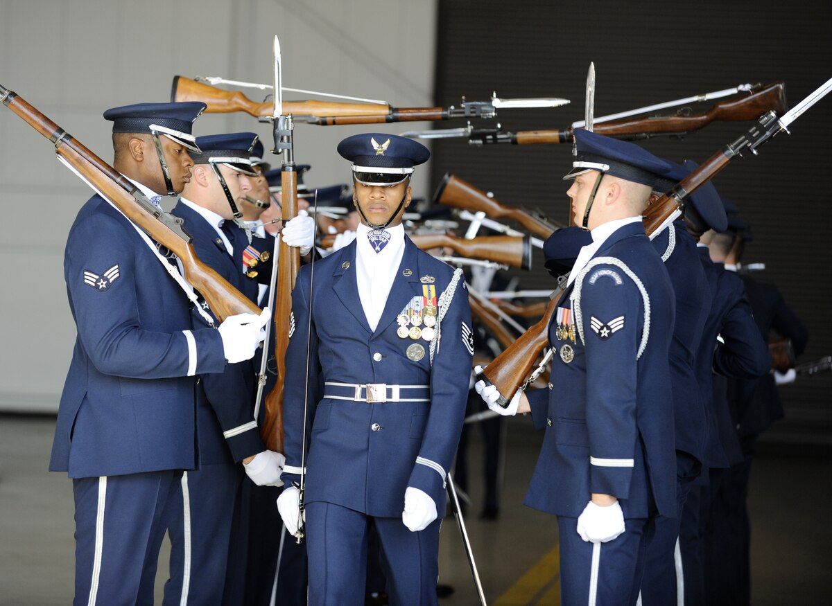 Drill team wows joint audience at JB MDL > Air Mobility Command ...