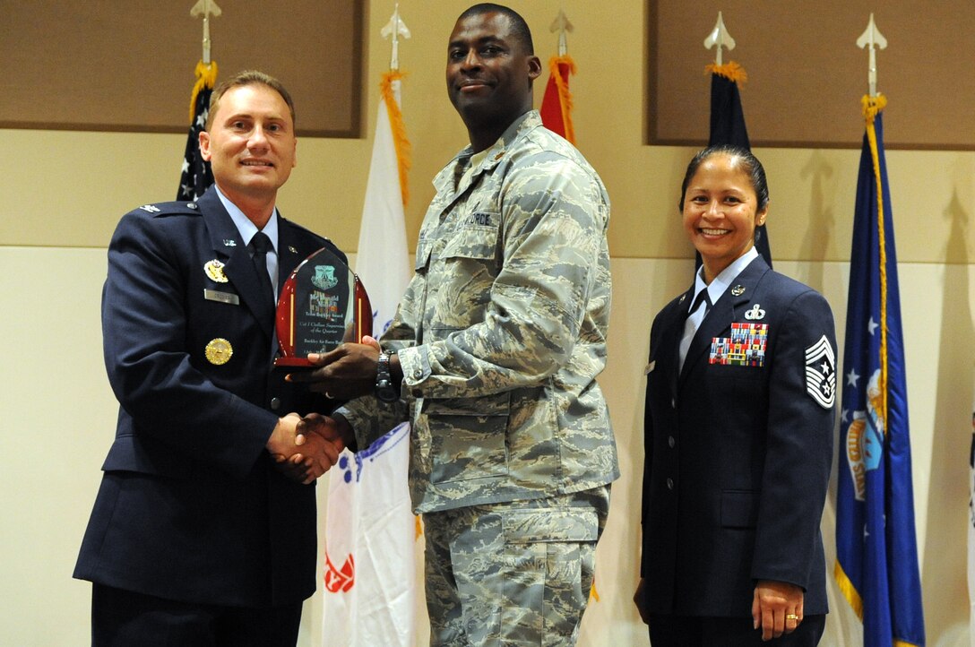 2009 460th Space Wing Quarterly Awards
