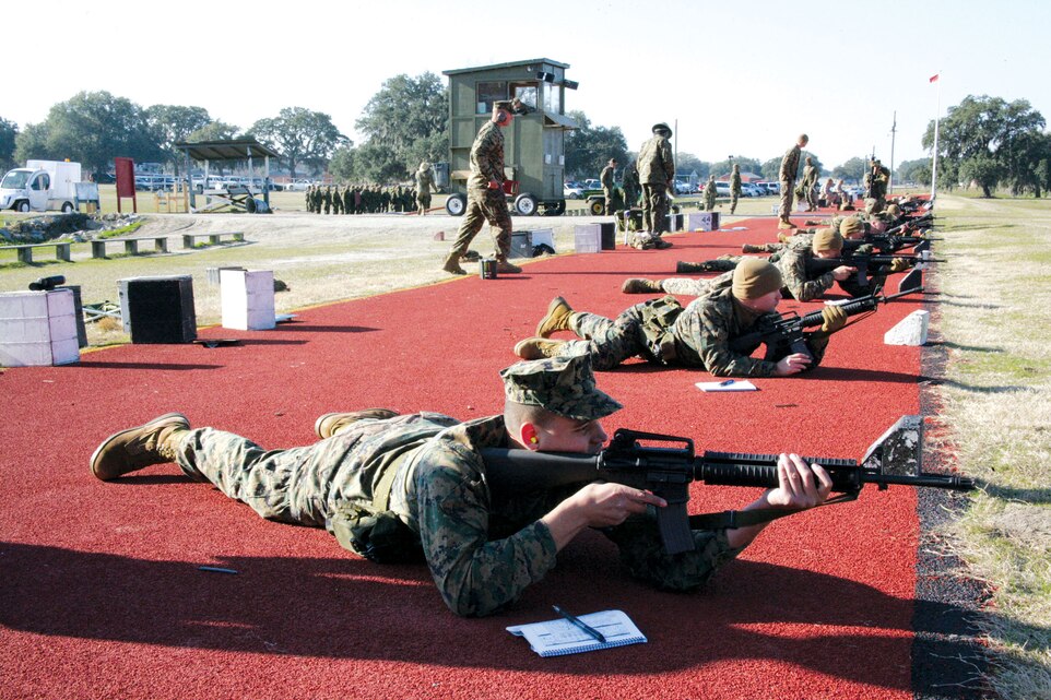 Coaches' Course keeps Corps' shooters on their toes > United States ...