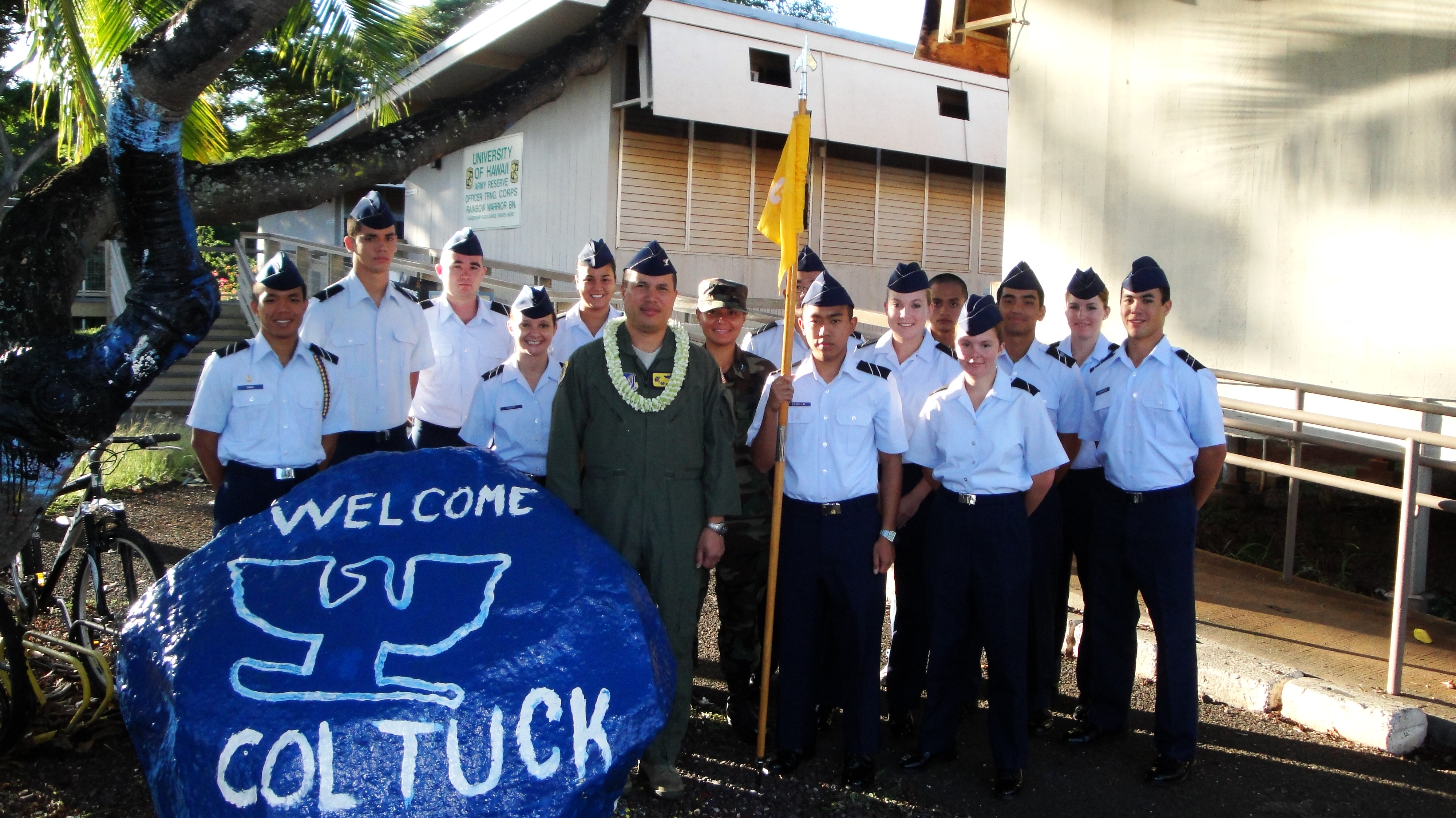 Wing commander visits Warriors’ AFROTC cadets > 15th Wing > Article Display