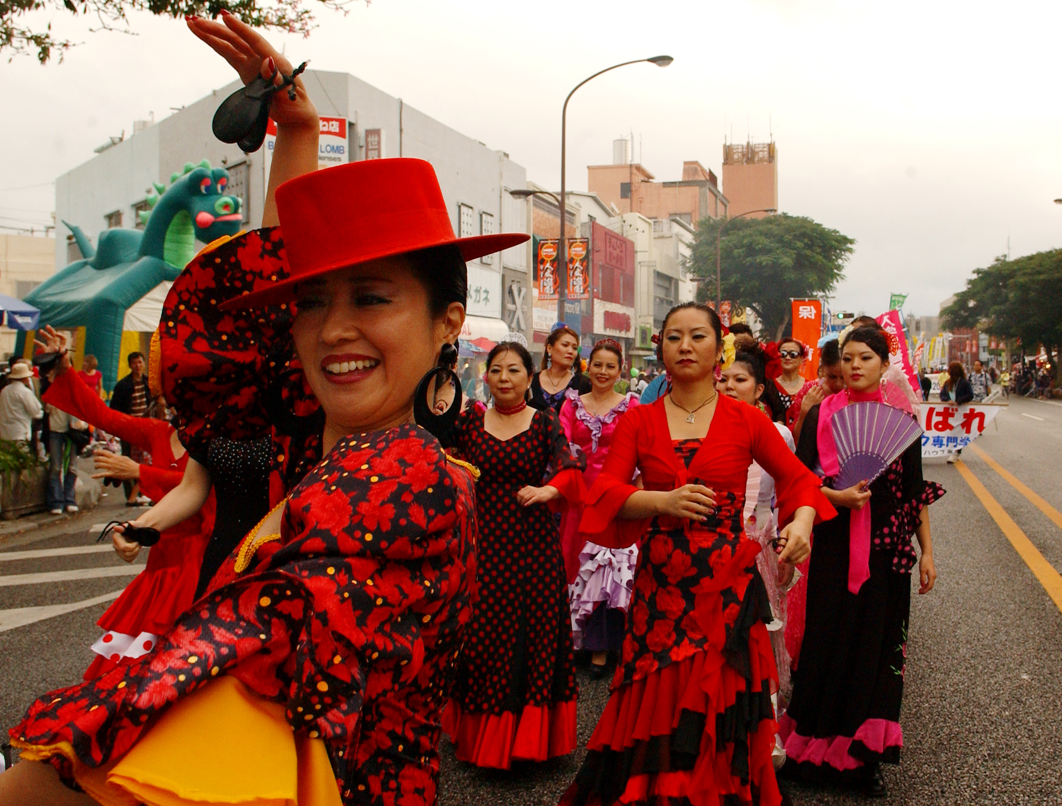 Okinawa City, Kadena celebrate international friendship > Kadena Air ...