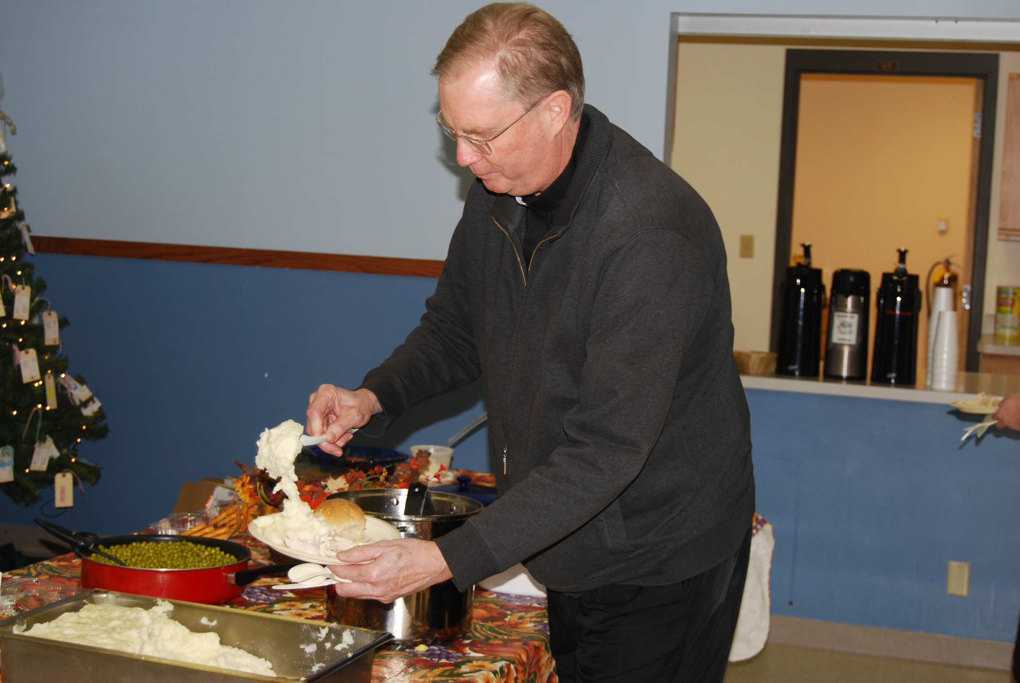 annual chapel dinner 09