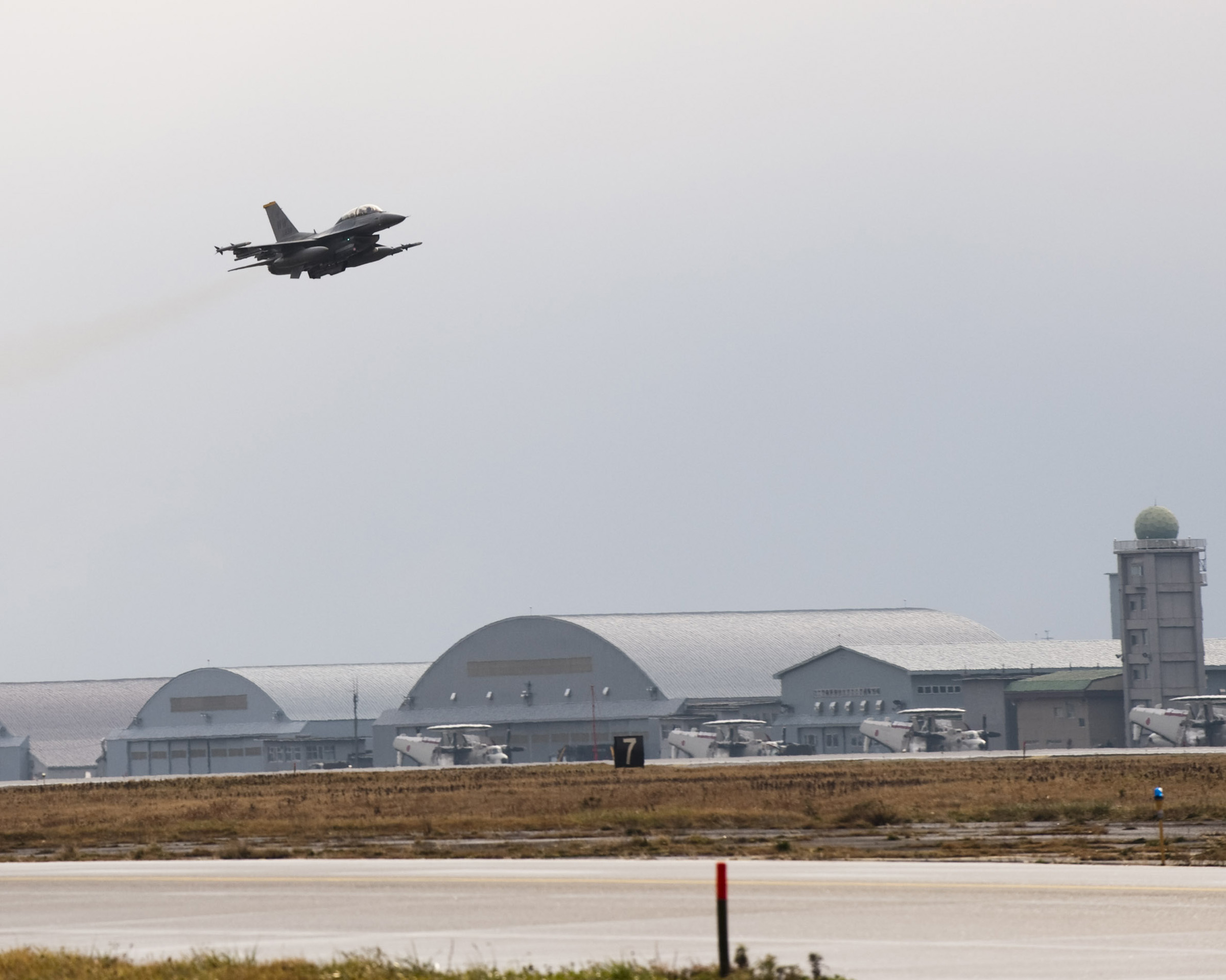 JASDF leadership gets firsthand look at "wild weasel" mission