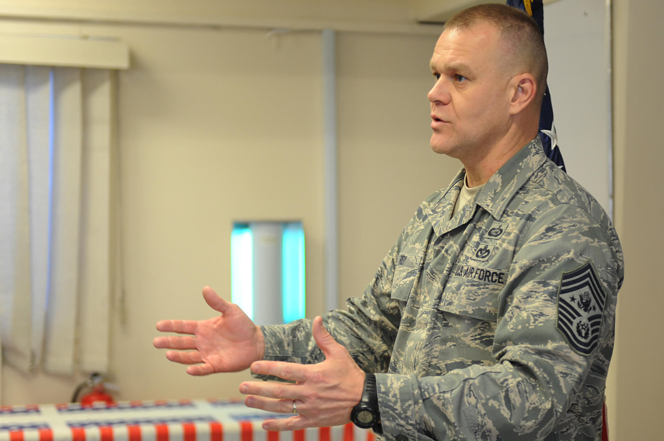 Air Force leaders make Thanksgiving Day visit to Airmen in Afghanistan ...