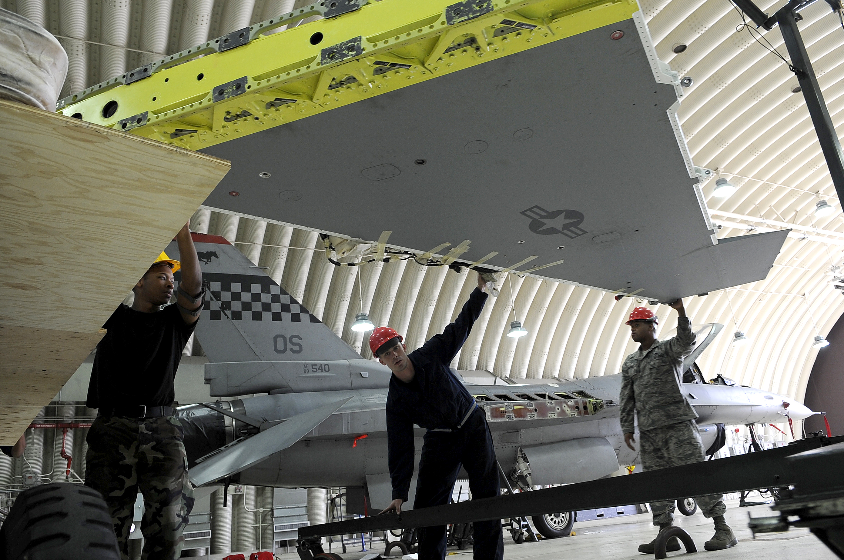 51st MXS Airmen keep busy during annual runway closure > Osan Air Base ...