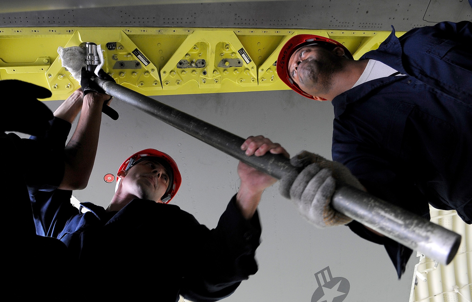 51st MXS Airmen keep busy during annual runway closure > Osan Air Base ...
