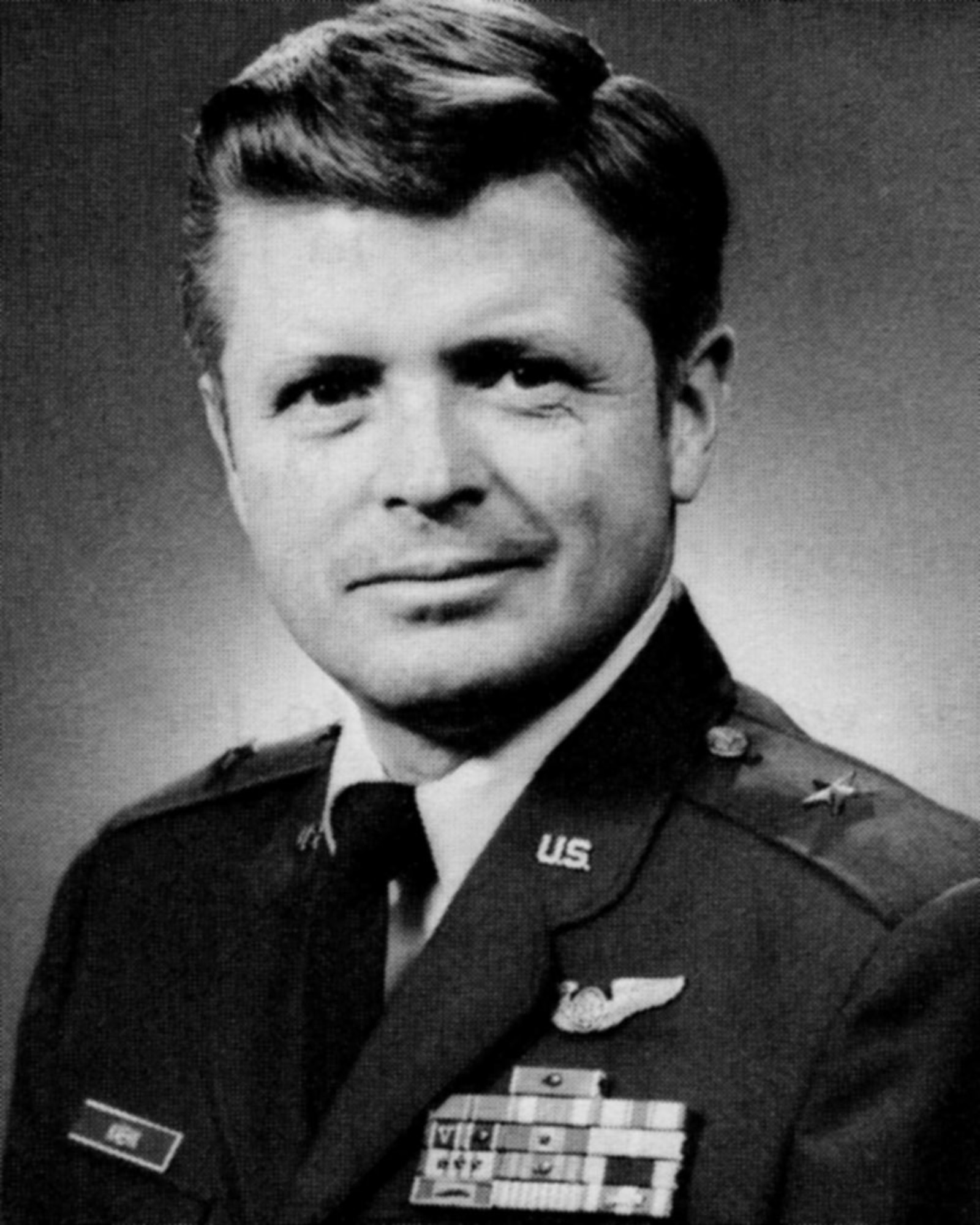 BRIGADIER GENERAL ALBERT J. KAEHN JR. > Air Force > Biography Display