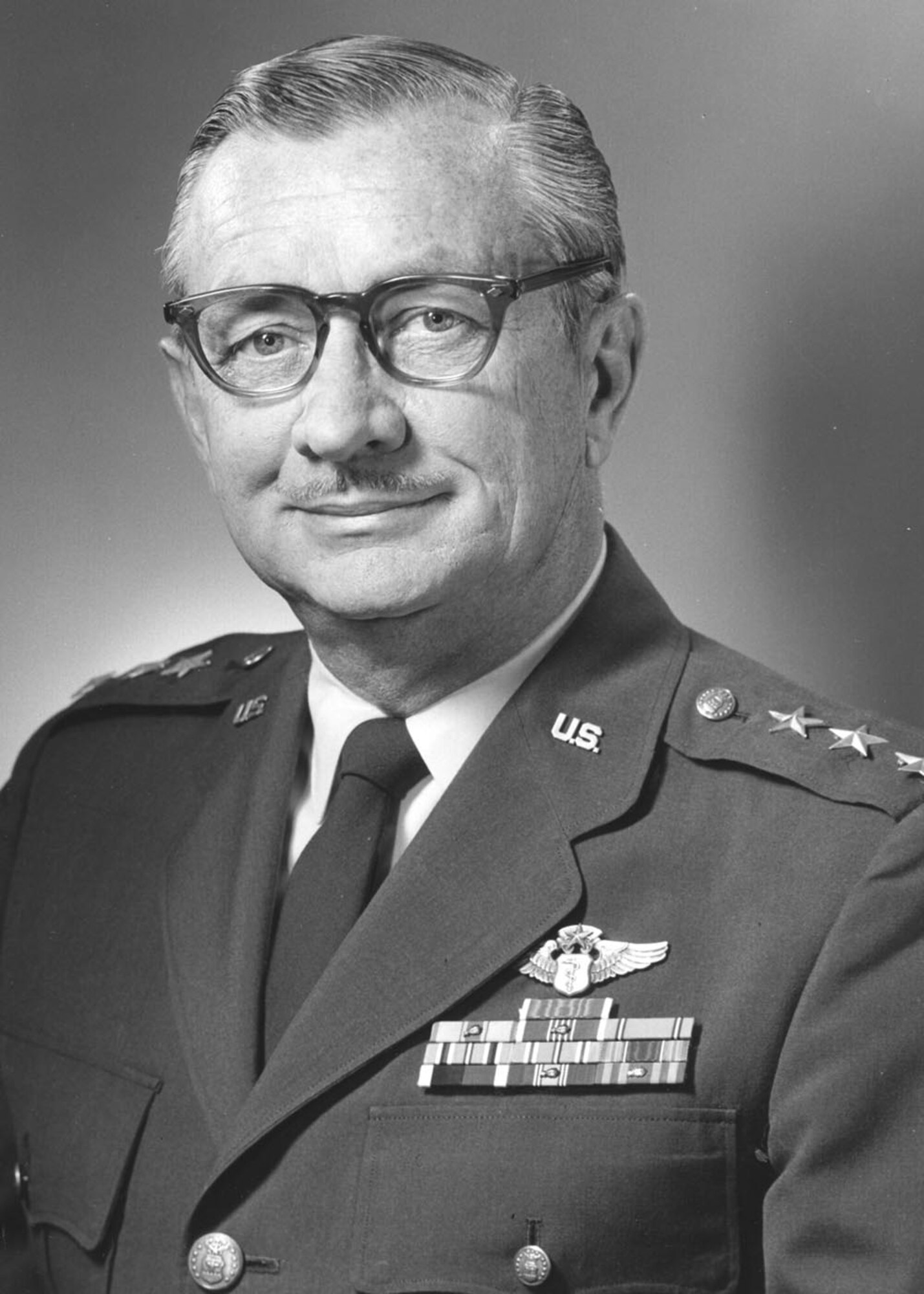 LIEUTENANT GENERAL ALONZO A. TOWNER > Air Force > Biography Display