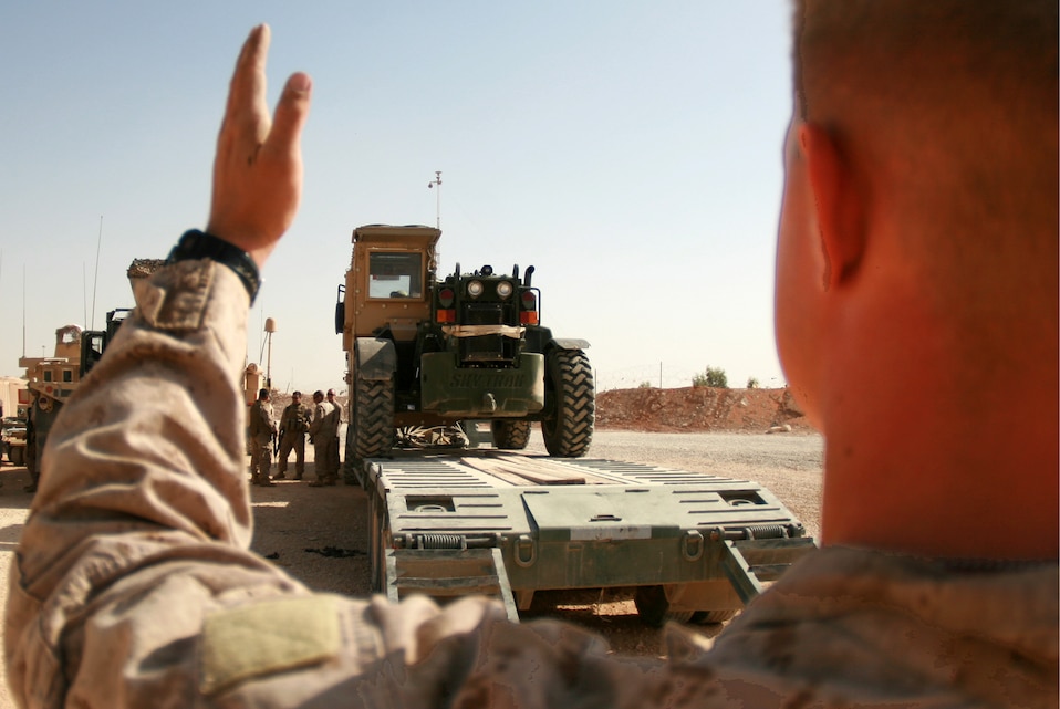 Logistics battalion aids in retrograde of western Iraq > United States ...