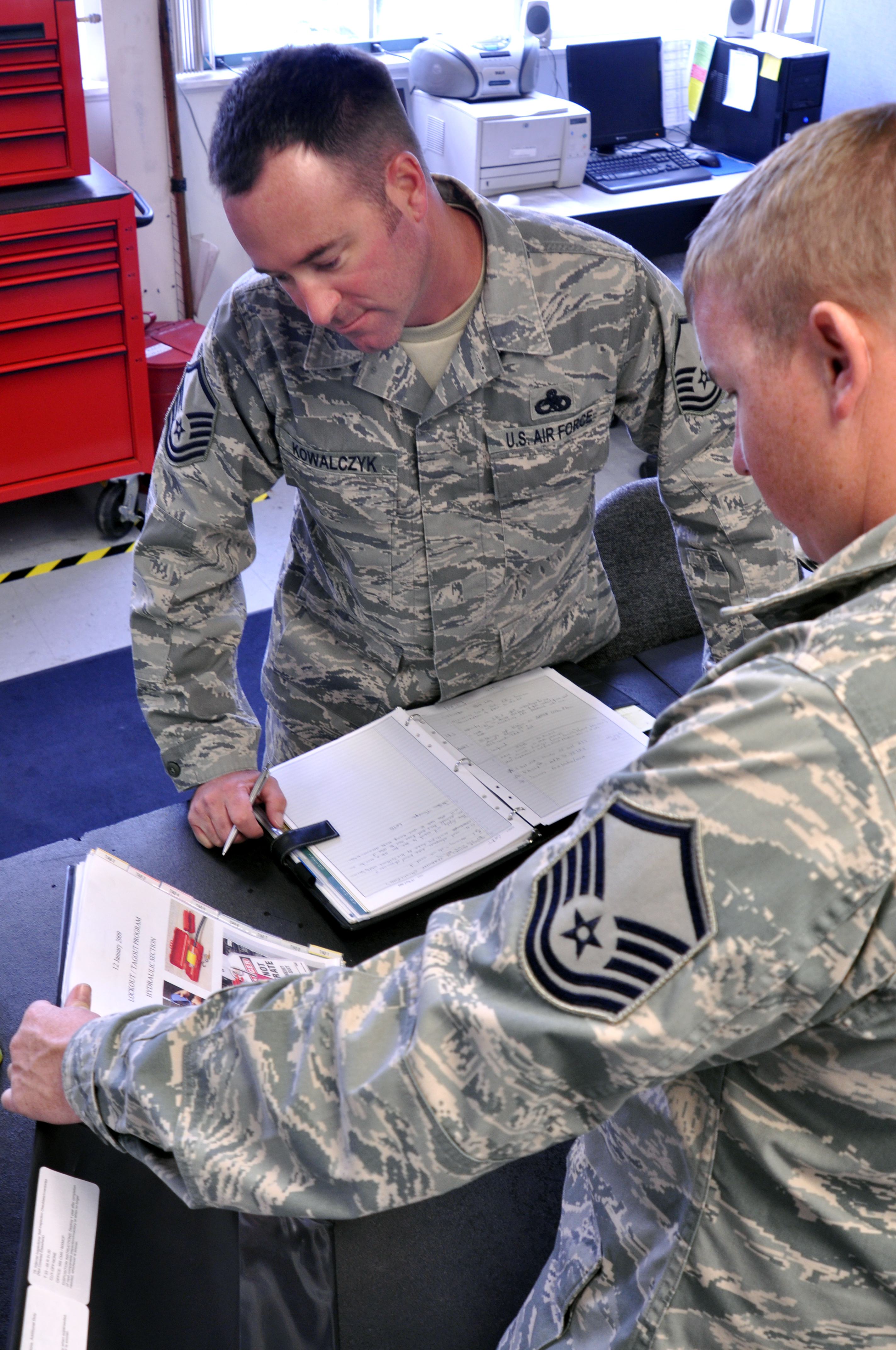 Wing's safety program garners praise > 419th Fighter Wing > News